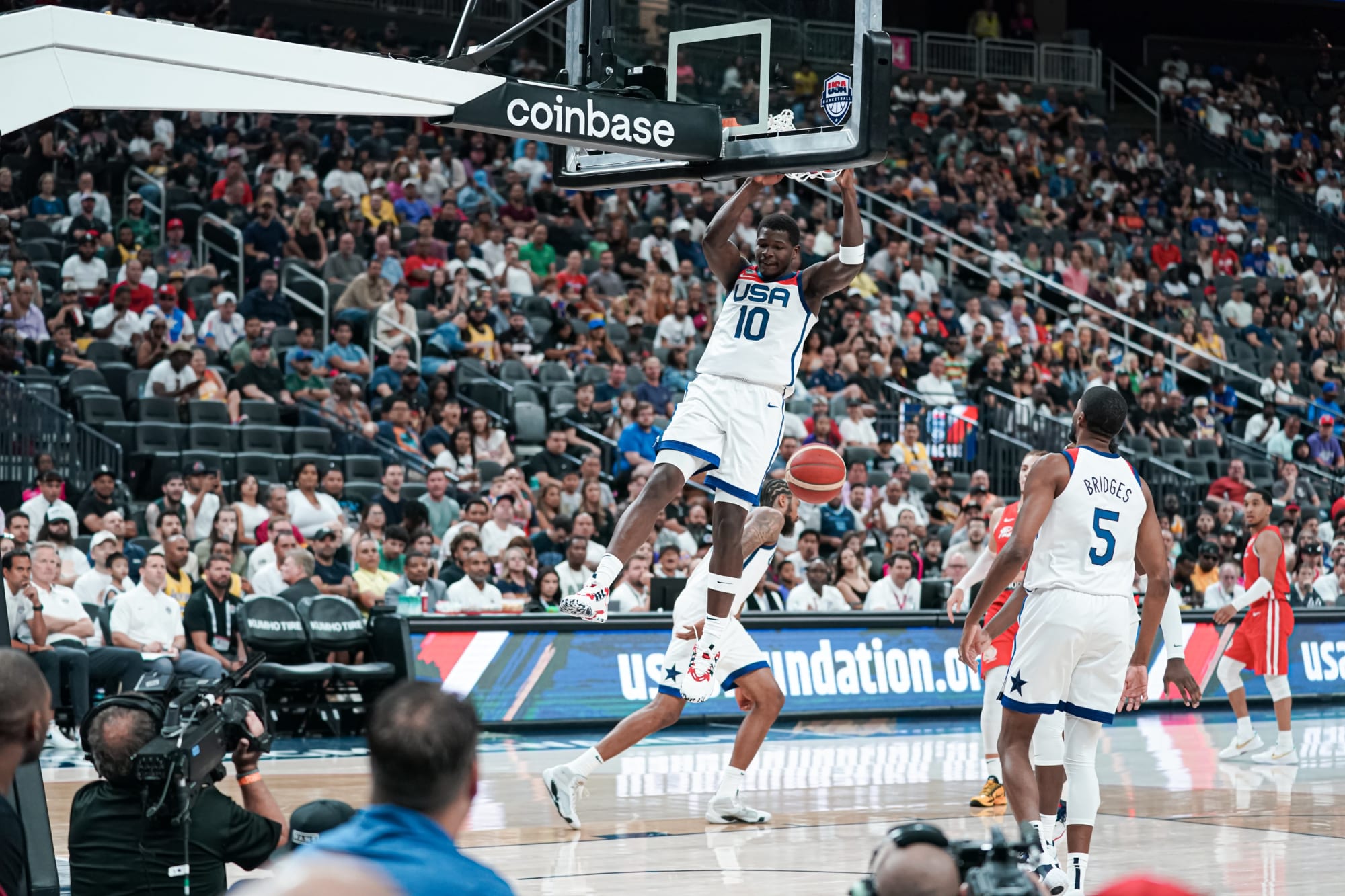Edwards, Johnson lead second half explosion for USA win as tuneup games ...