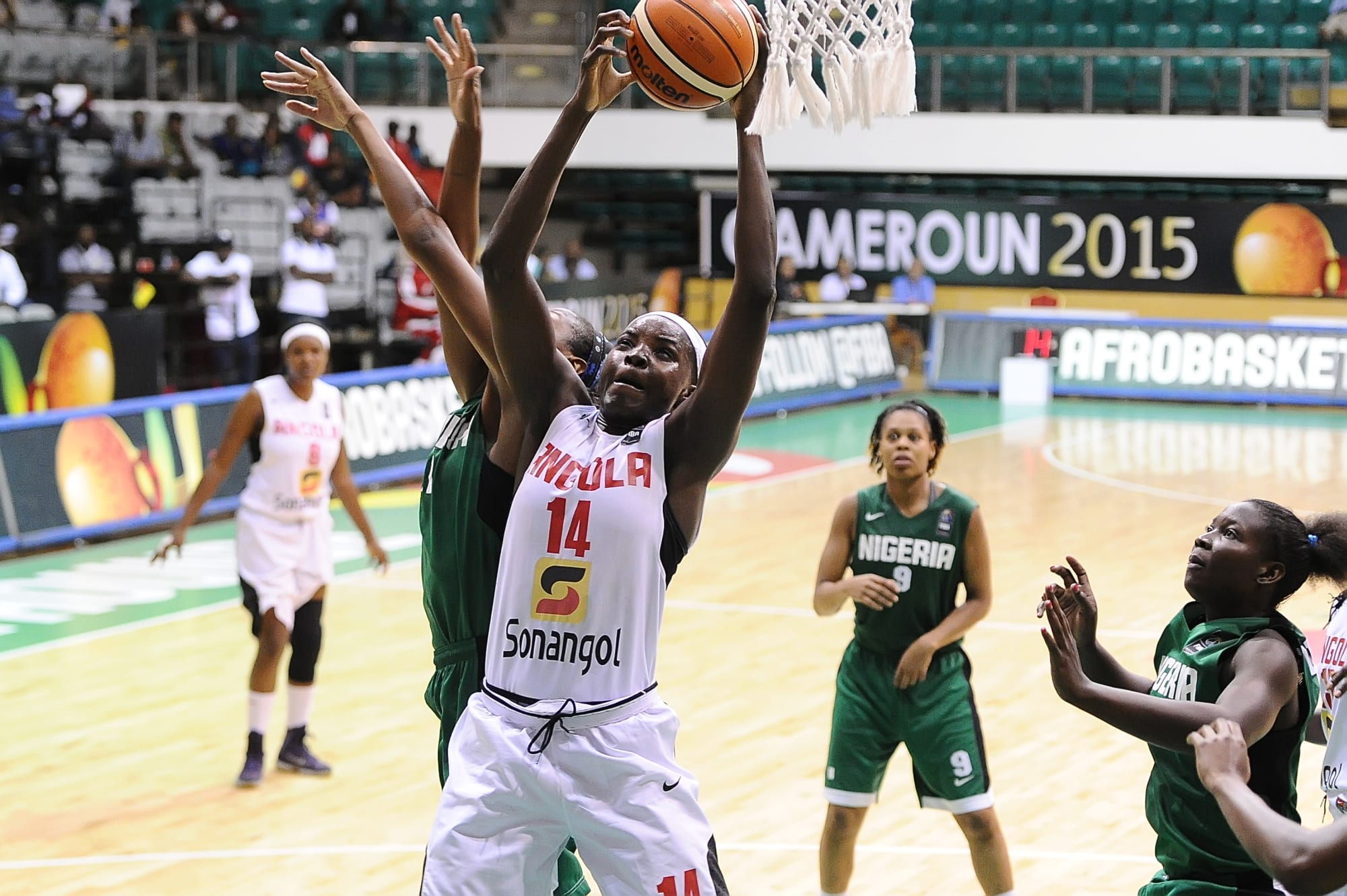 Guadalupe and Manuel lift Angola over Nigeria | FIBA Basketball