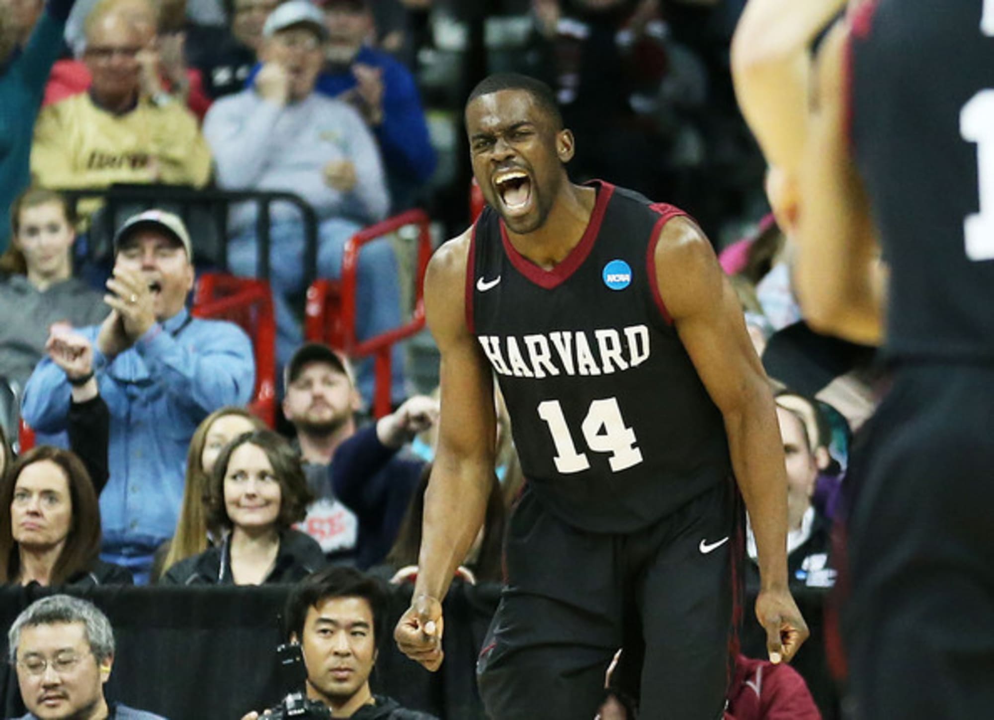 Cameroon's Moundou-Missi proves he can make the big play | FIBA Basketball