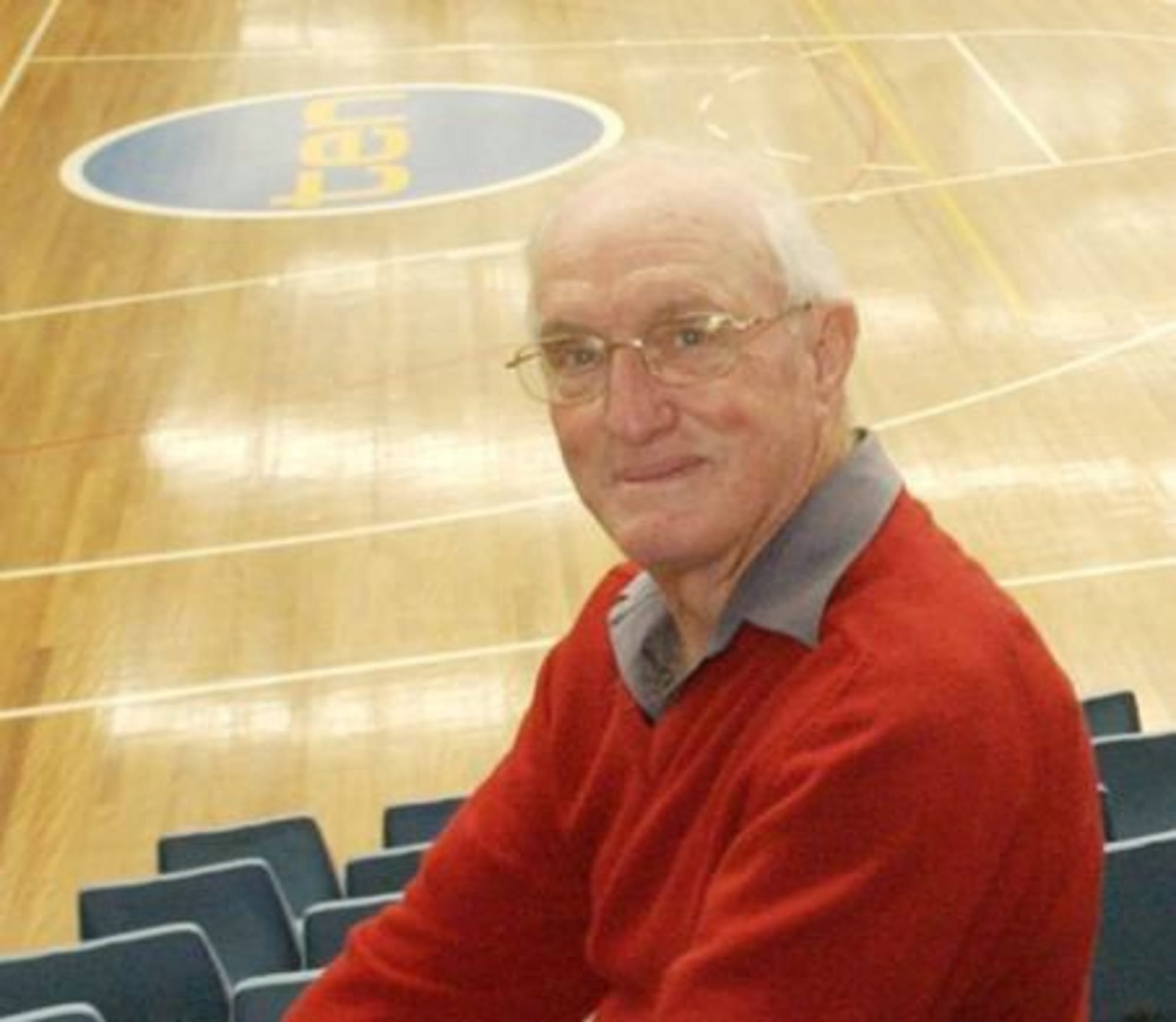 FIBA - FIBA President honours Al Ramsay in historic visit to FIBA ...