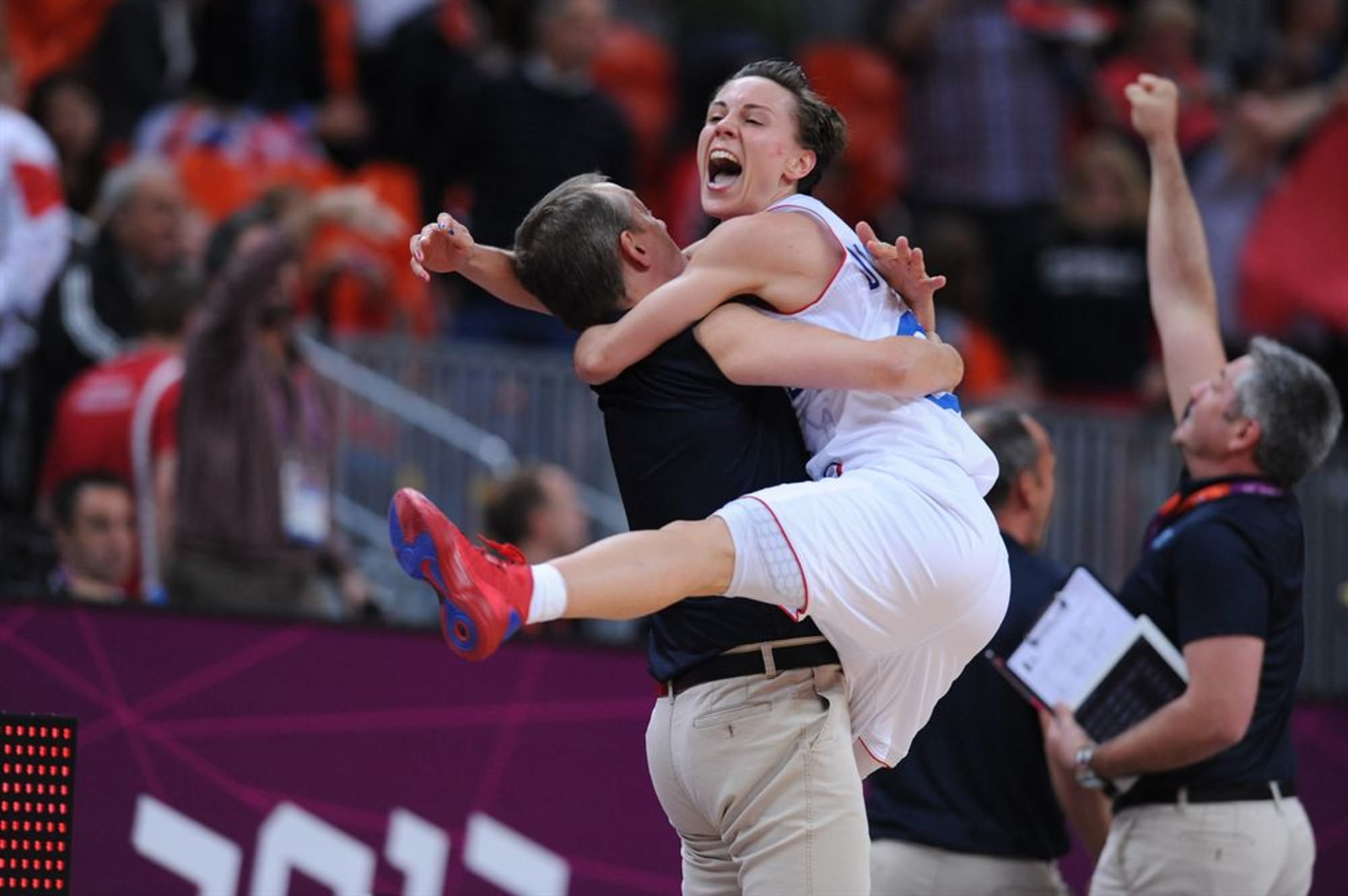 FRA - 'Surfing the wave' | FIBA Basketball