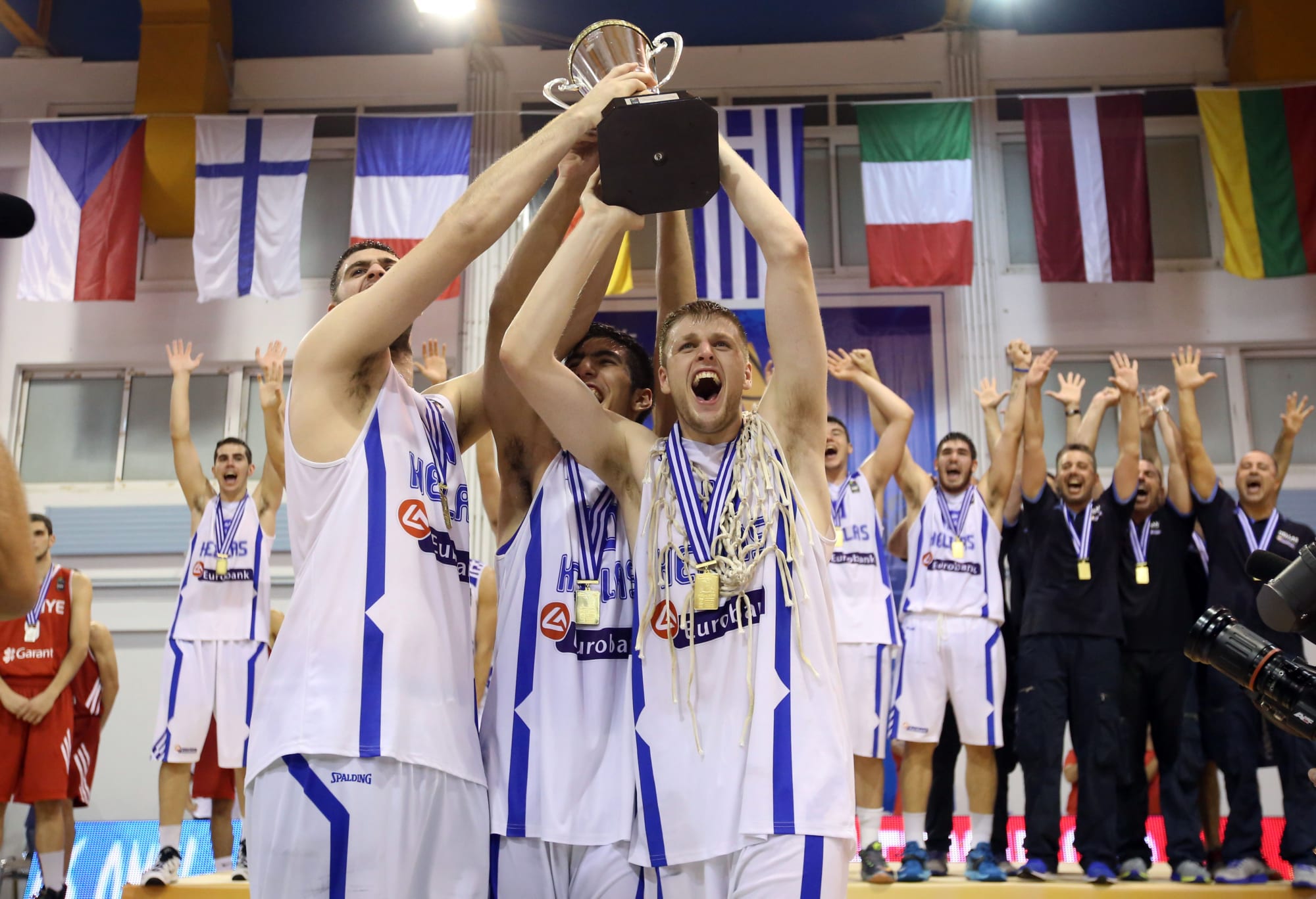 Greek 1997 leaders finally take home title | FIBA Basketball