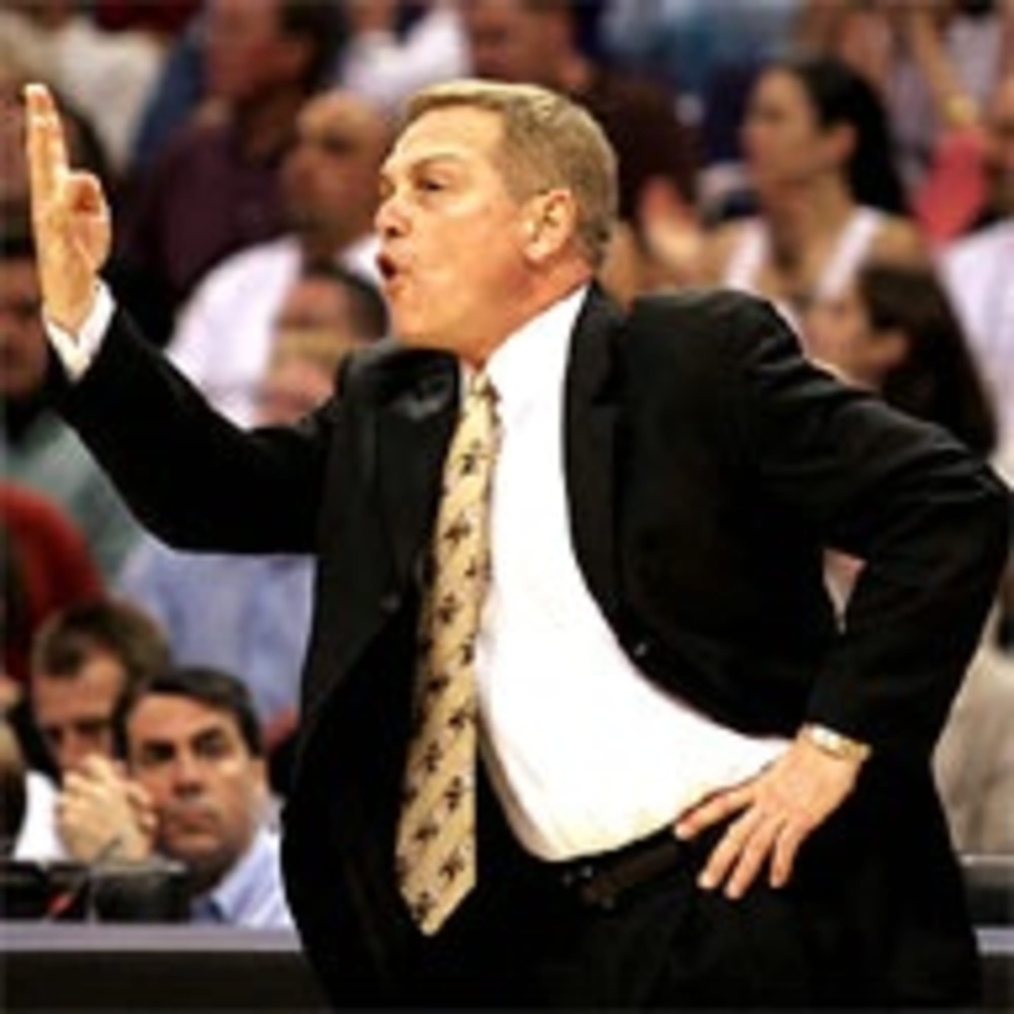 USA - Grizzlies sack coach Fratello | FIBA Basketball