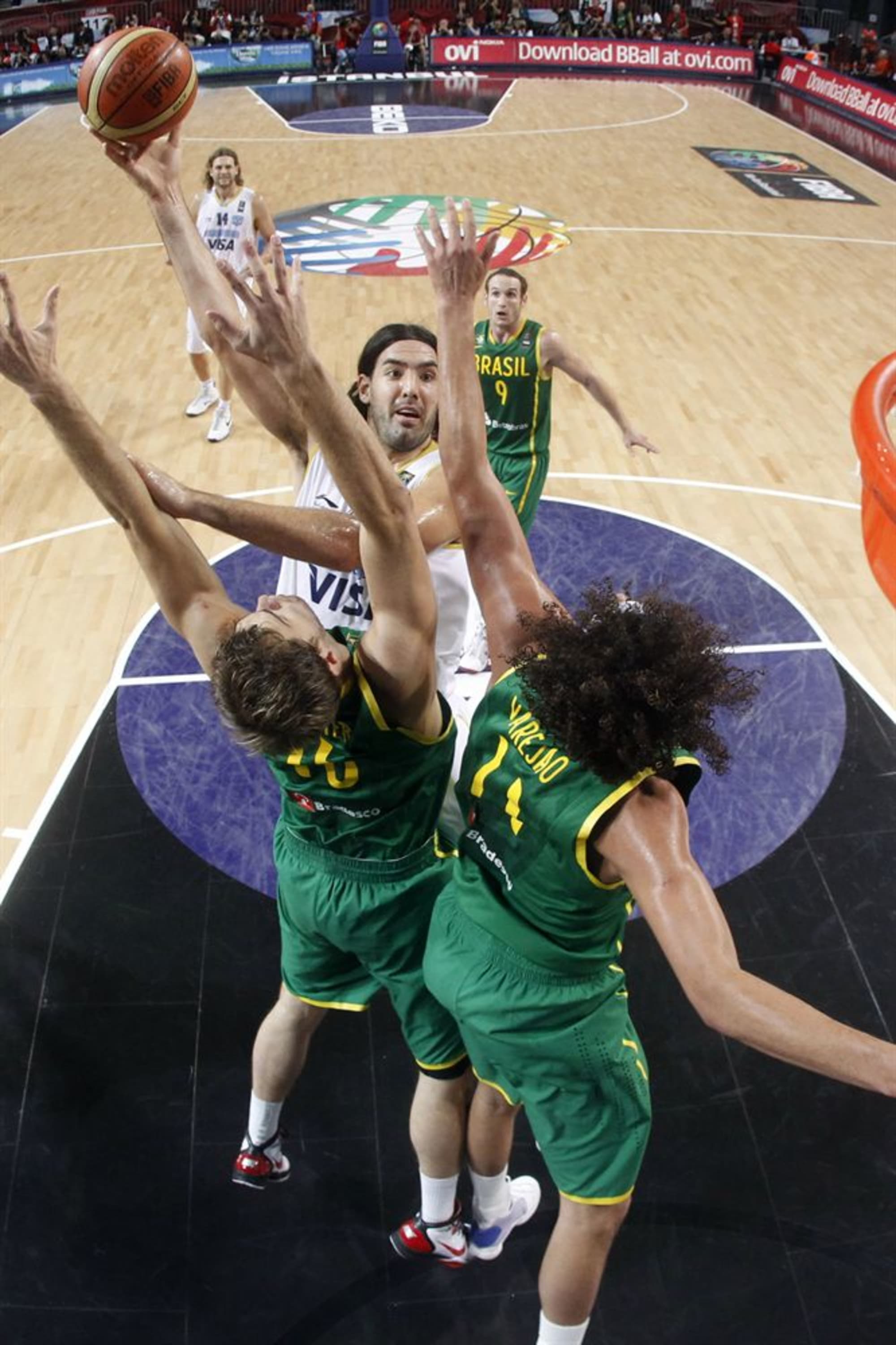 ARG/BRA Hosts risk perfect record against historical rival | FIBA ...