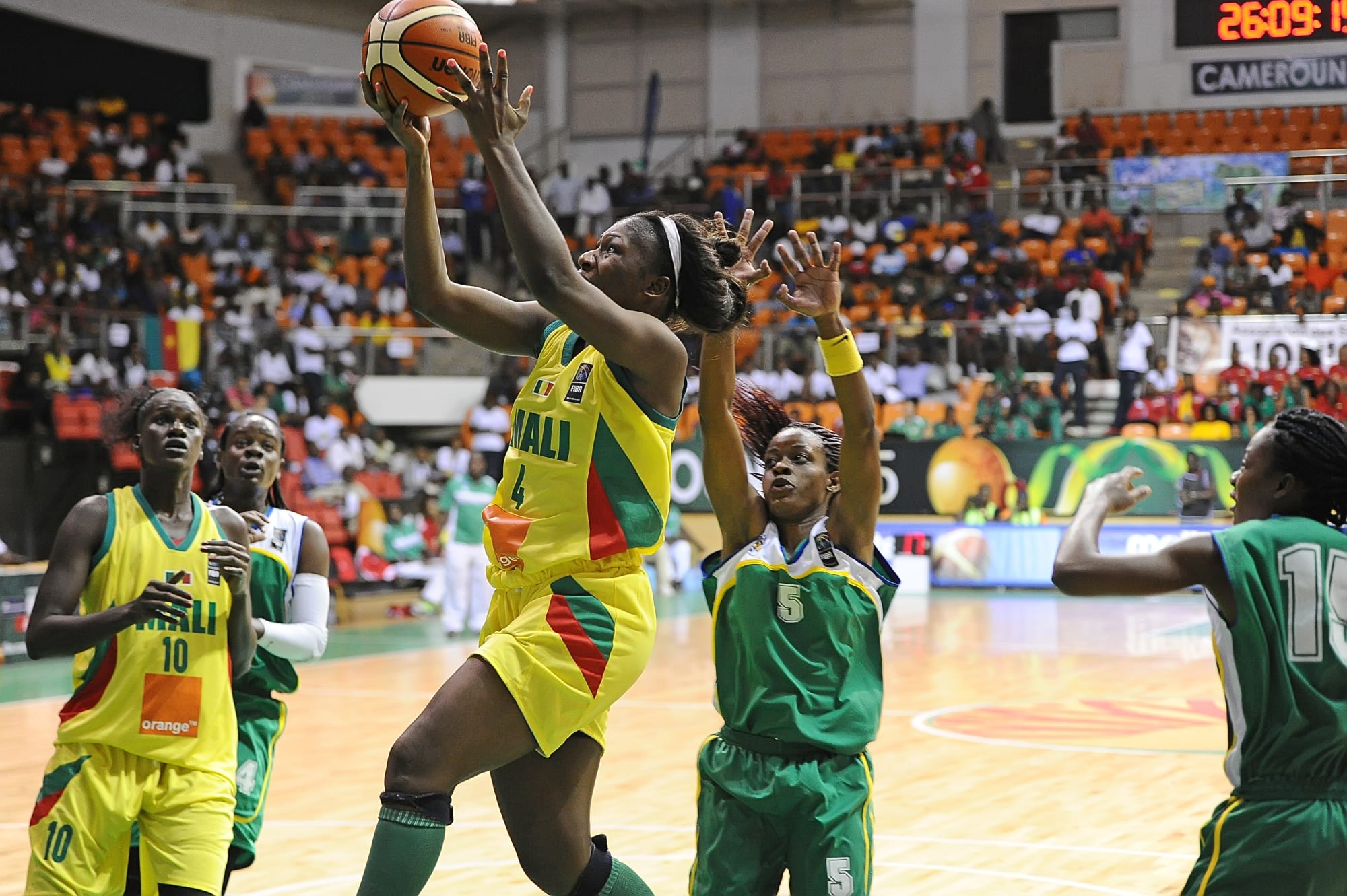 Traore and Tirera shine as Mali deny Gabon | FIBA Basketball