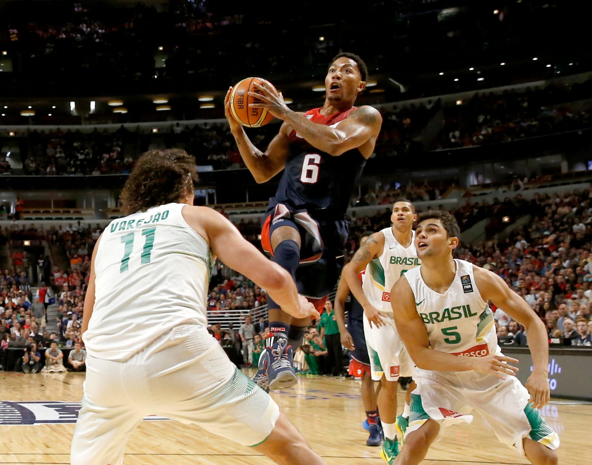 Rose completes comeback by making USA squad | FIBA Basketball