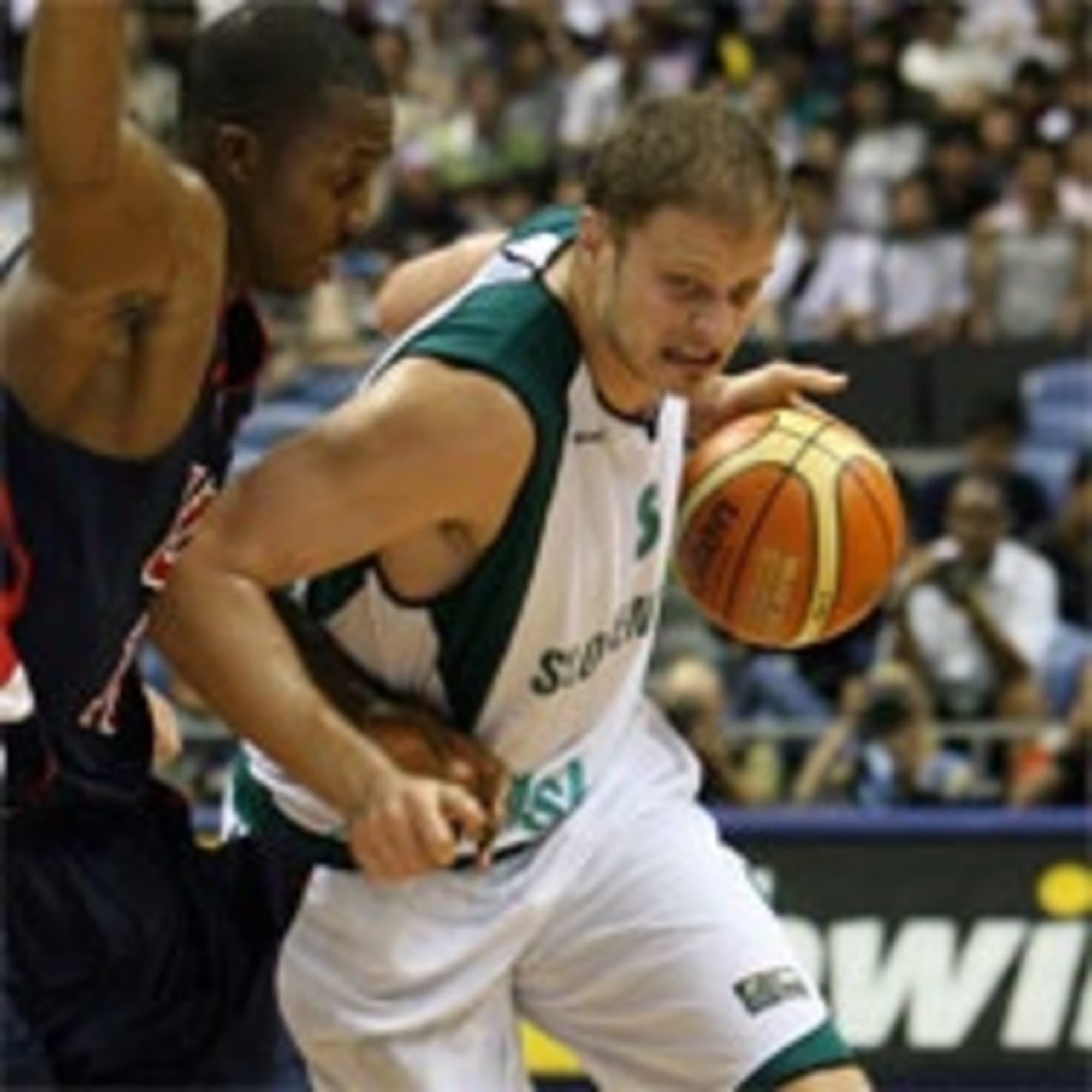 SLO - Nesterovic out with ankle injury | FIBA Basketball