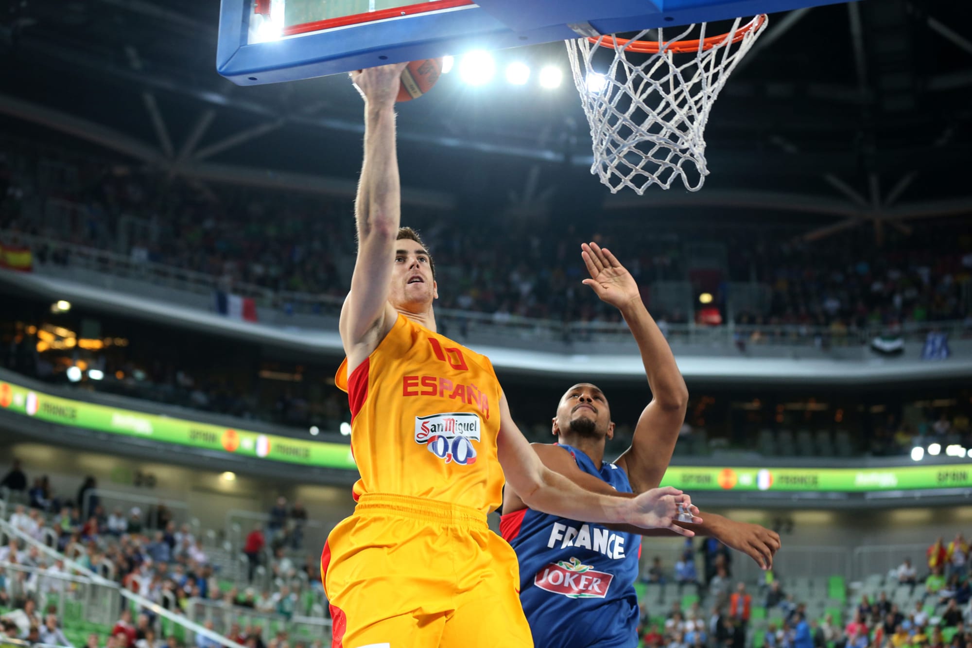 ESP - Orenga maintains confidence in Claver | FIBA Basketball