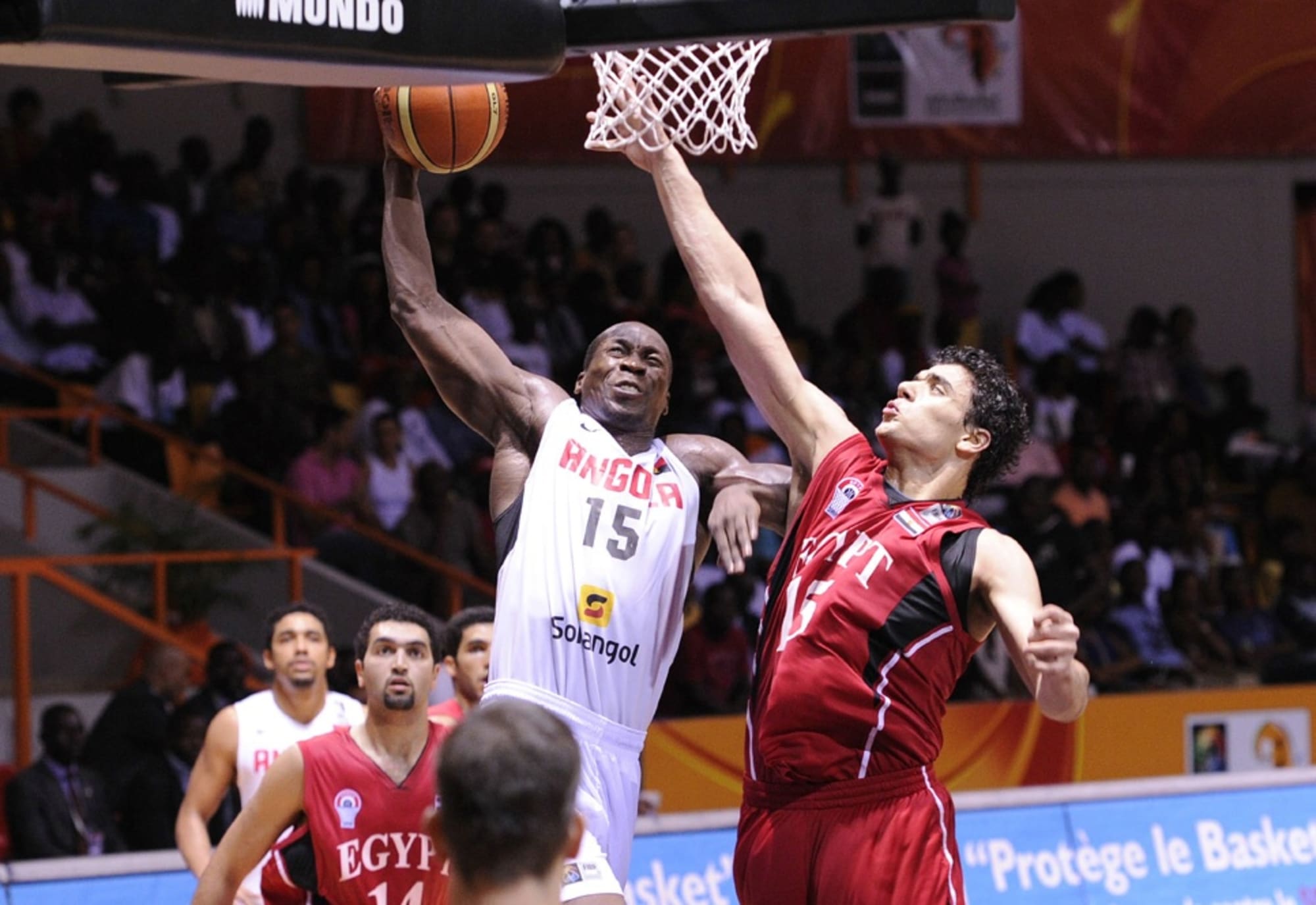 ANG - Mingas warms up for Spain 2014 | FIBA Basketball