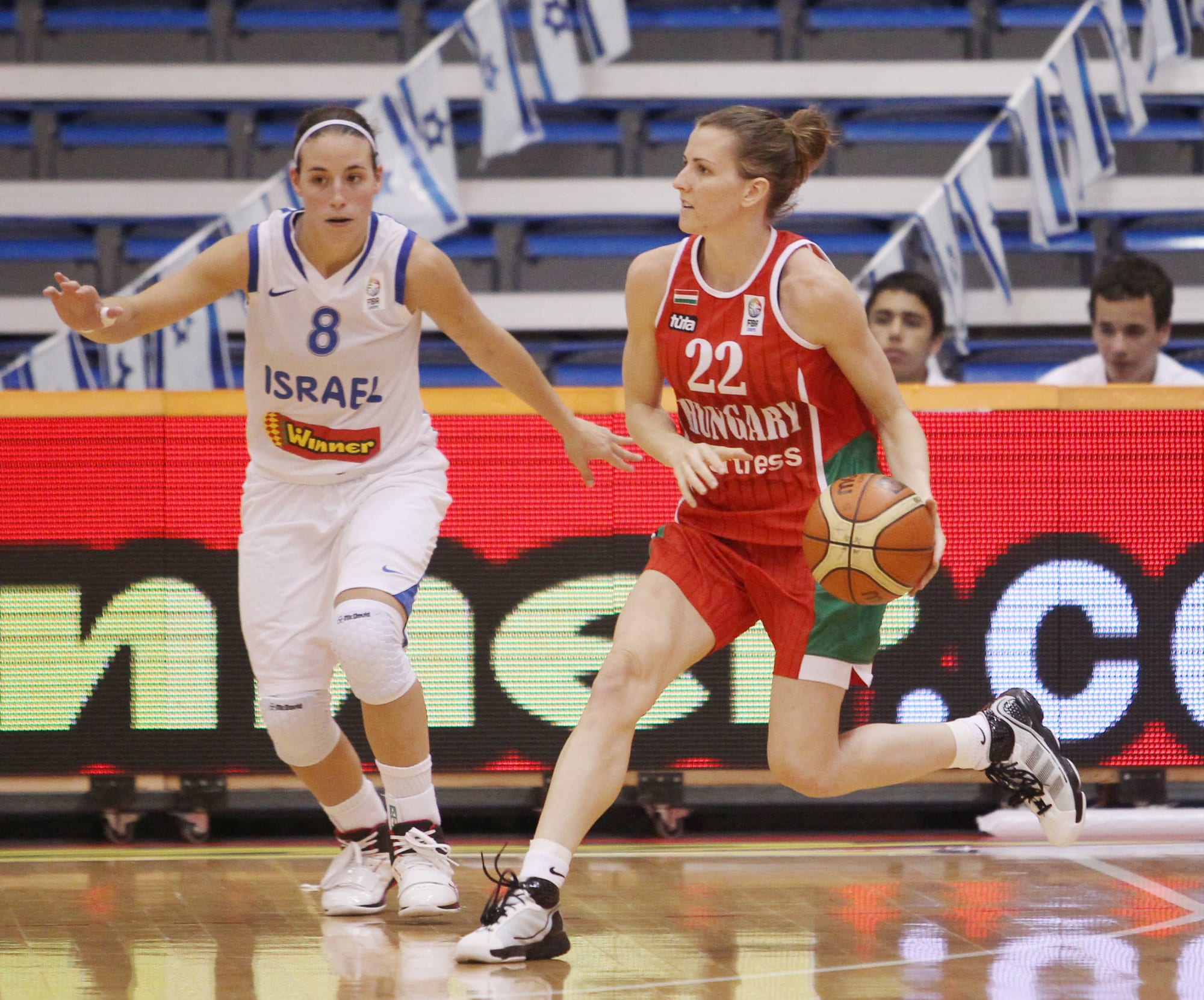Hungary welcomes Quigley onto roster | FIBA Basketball