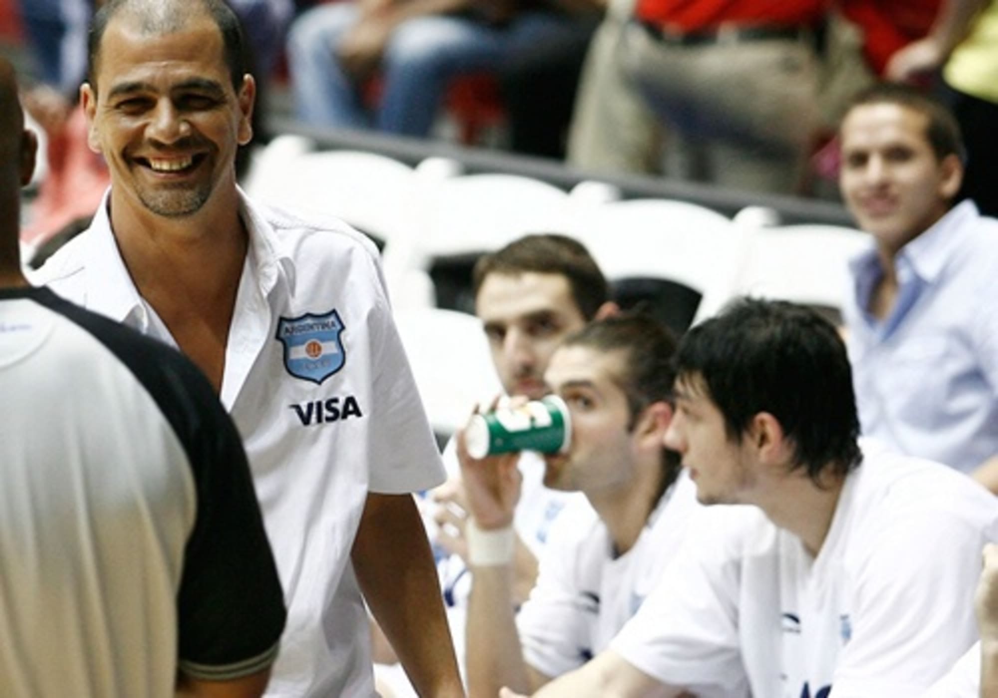ARG – Argentina coach visits players in USA | FIBA Basketball