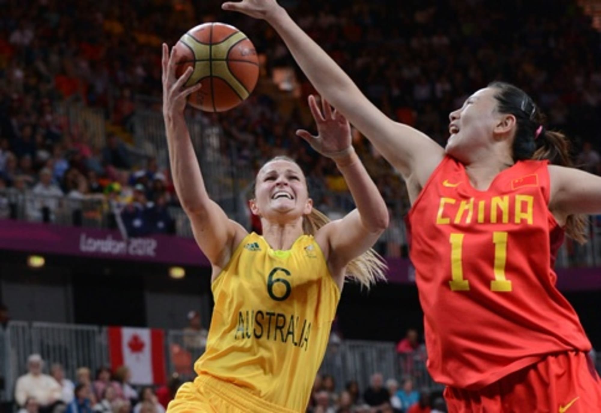 AUS - National stars inspire Australian junior talent | FIBA Basketball