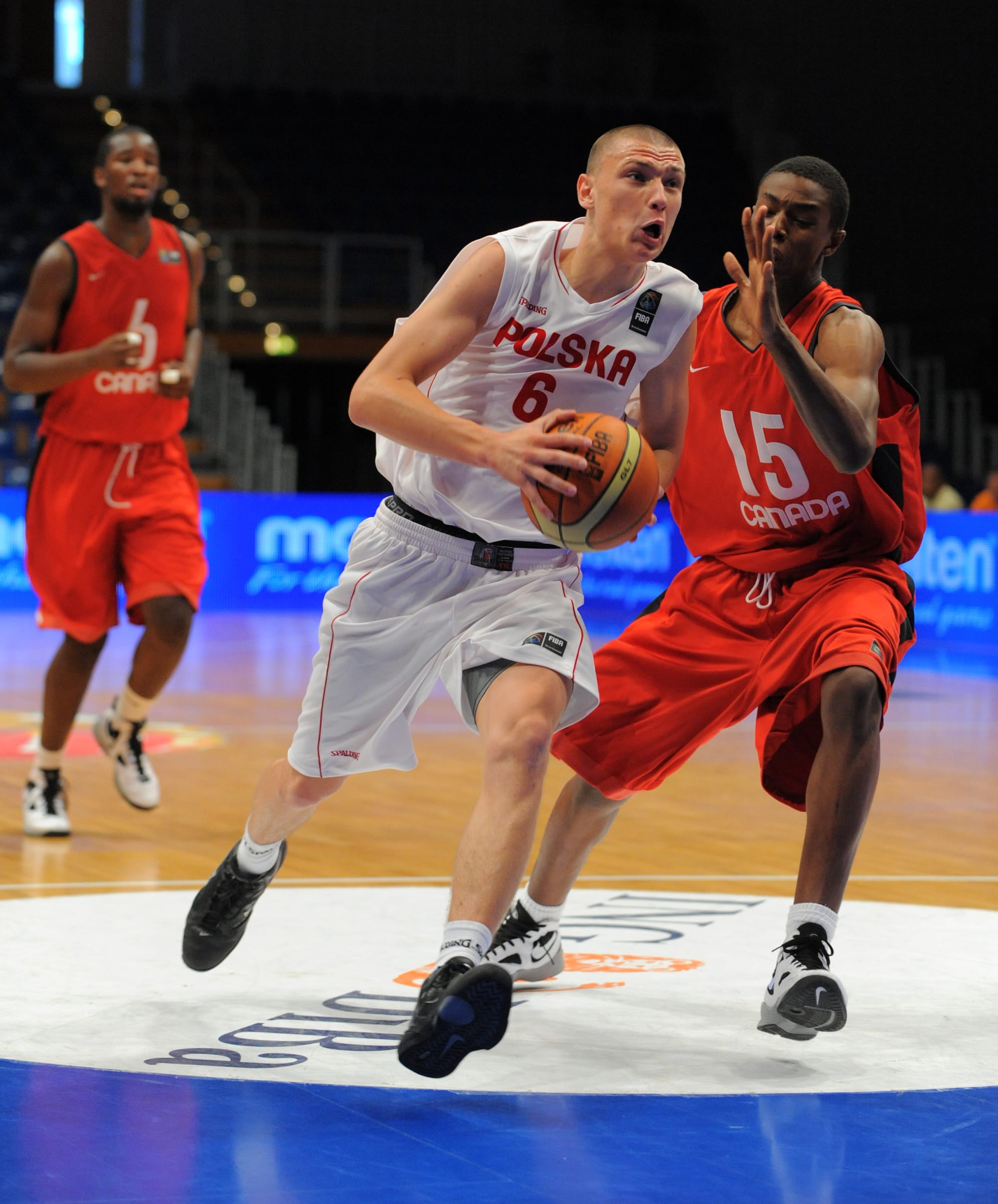 POL/CAN – Poland stays unbeaten, grabs group B top rank | FIBA Basketball
