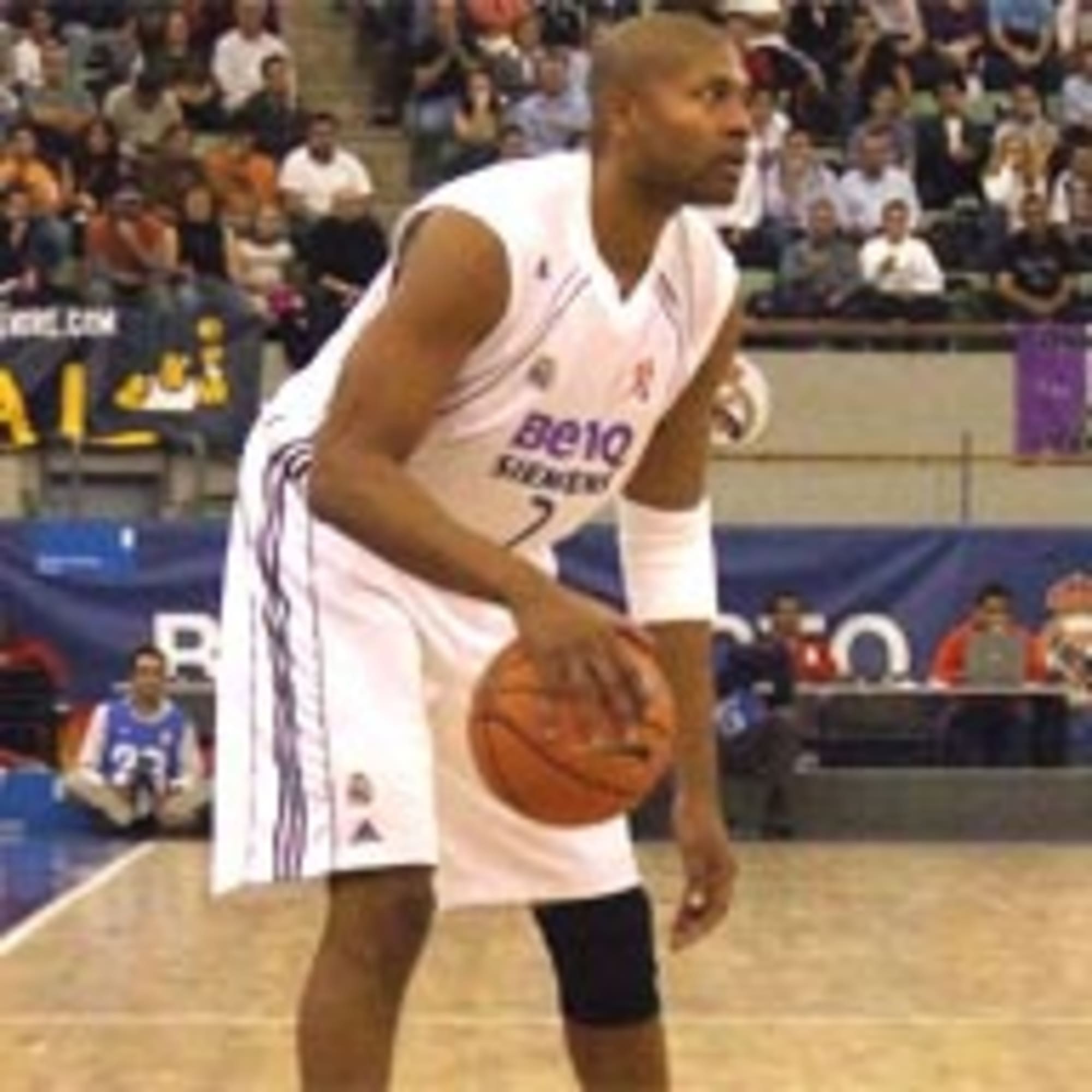 USA - Backstage interview with Charles SMITH [Video] | FIBA Basketball