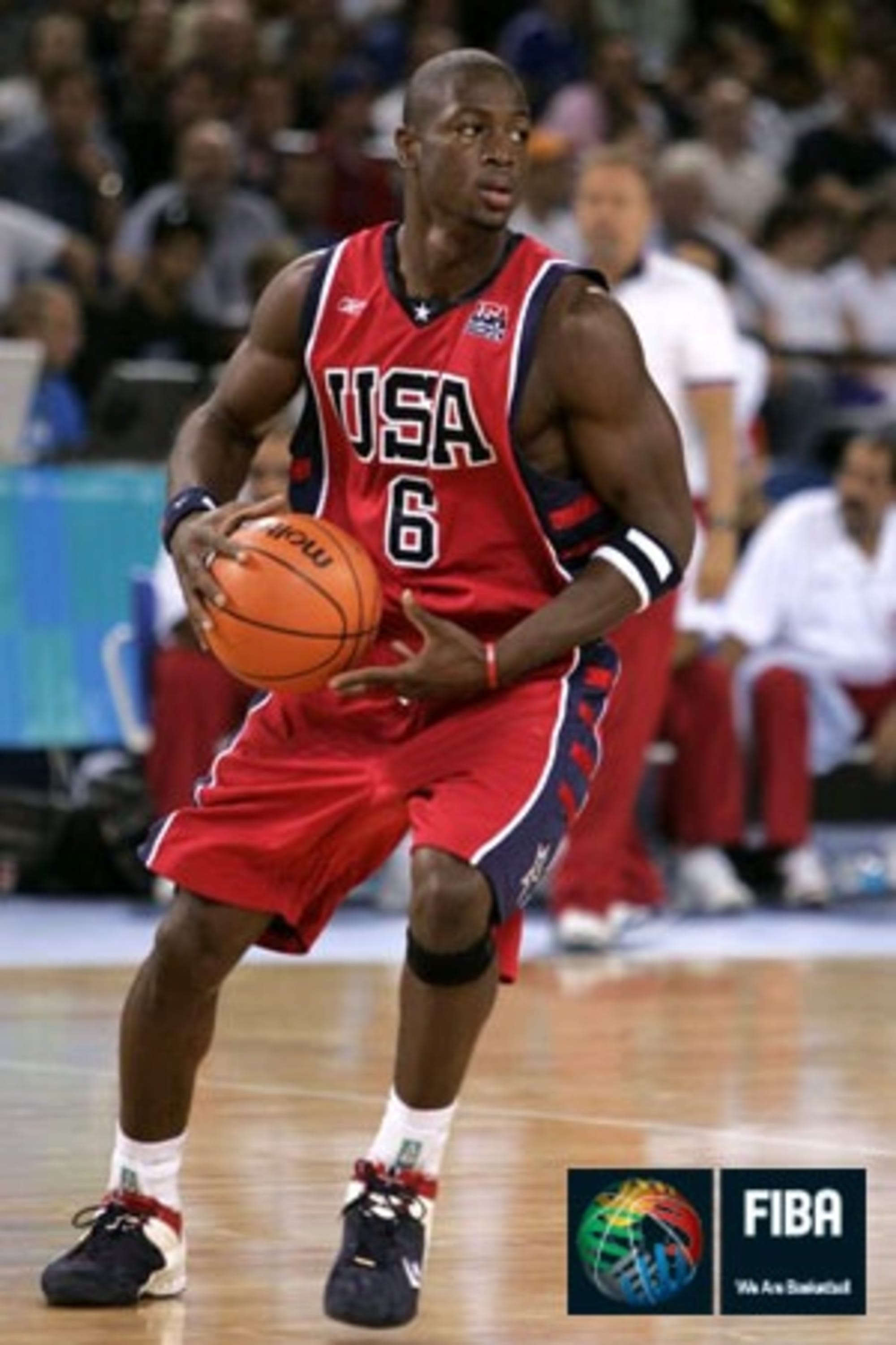 USA - Wade wins battle of shooting guards | FIBA Basketball