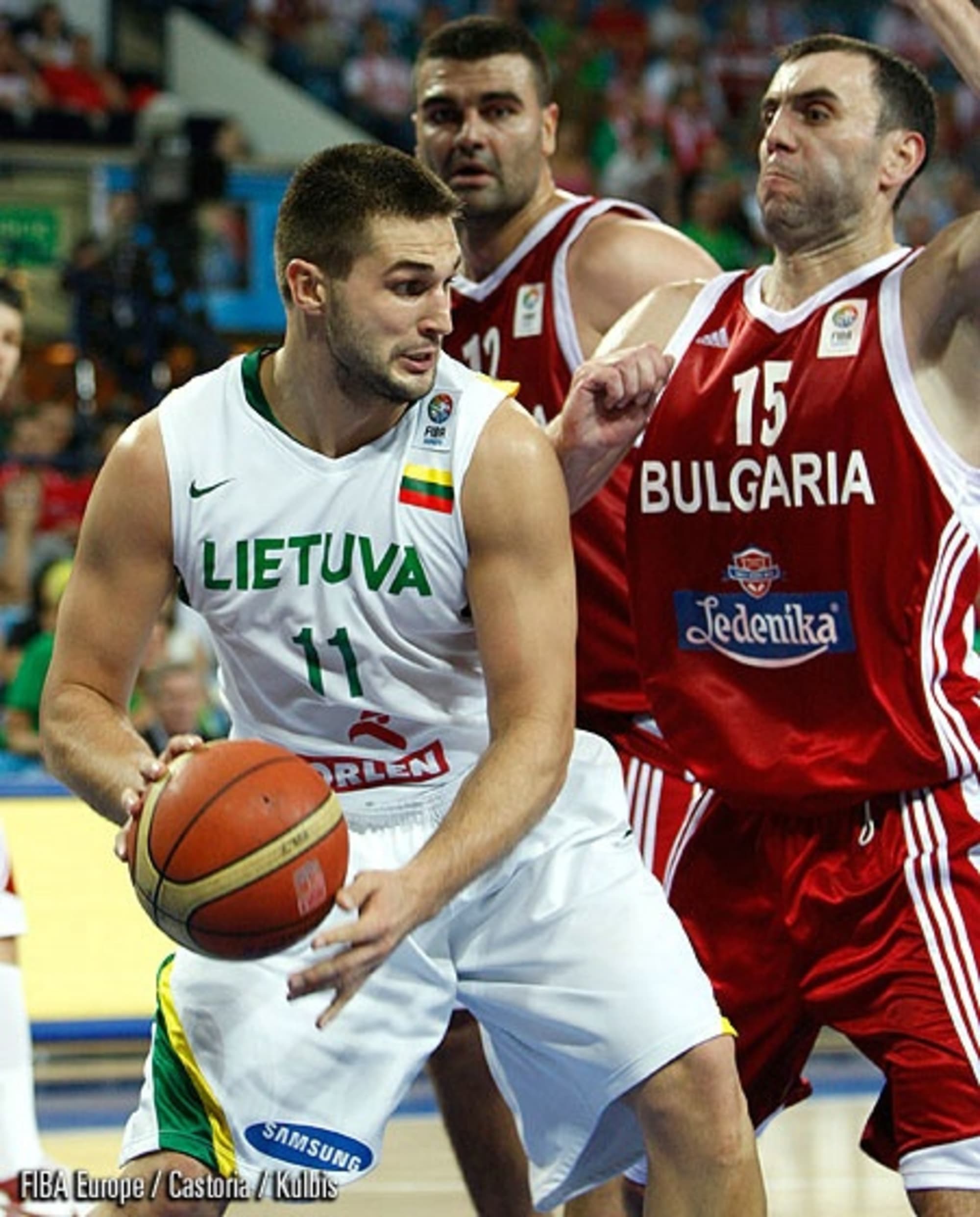 EUROLEAGUE – Lithuania’s Kleiza on target, Papaloukas shines as Reds ...