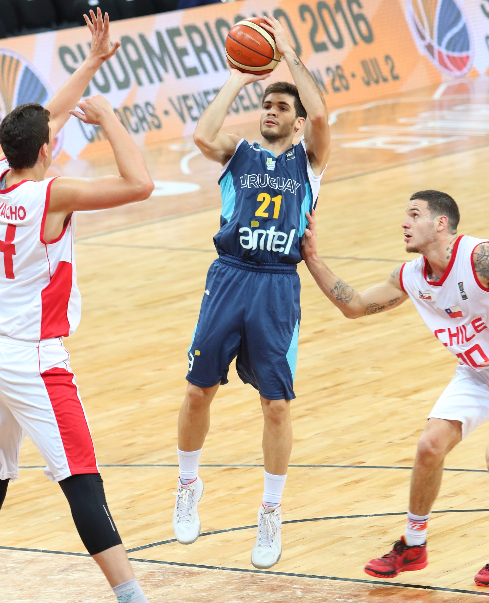 Uruguay improve to 3-1 with victory over Chile | FIBA Basketball
