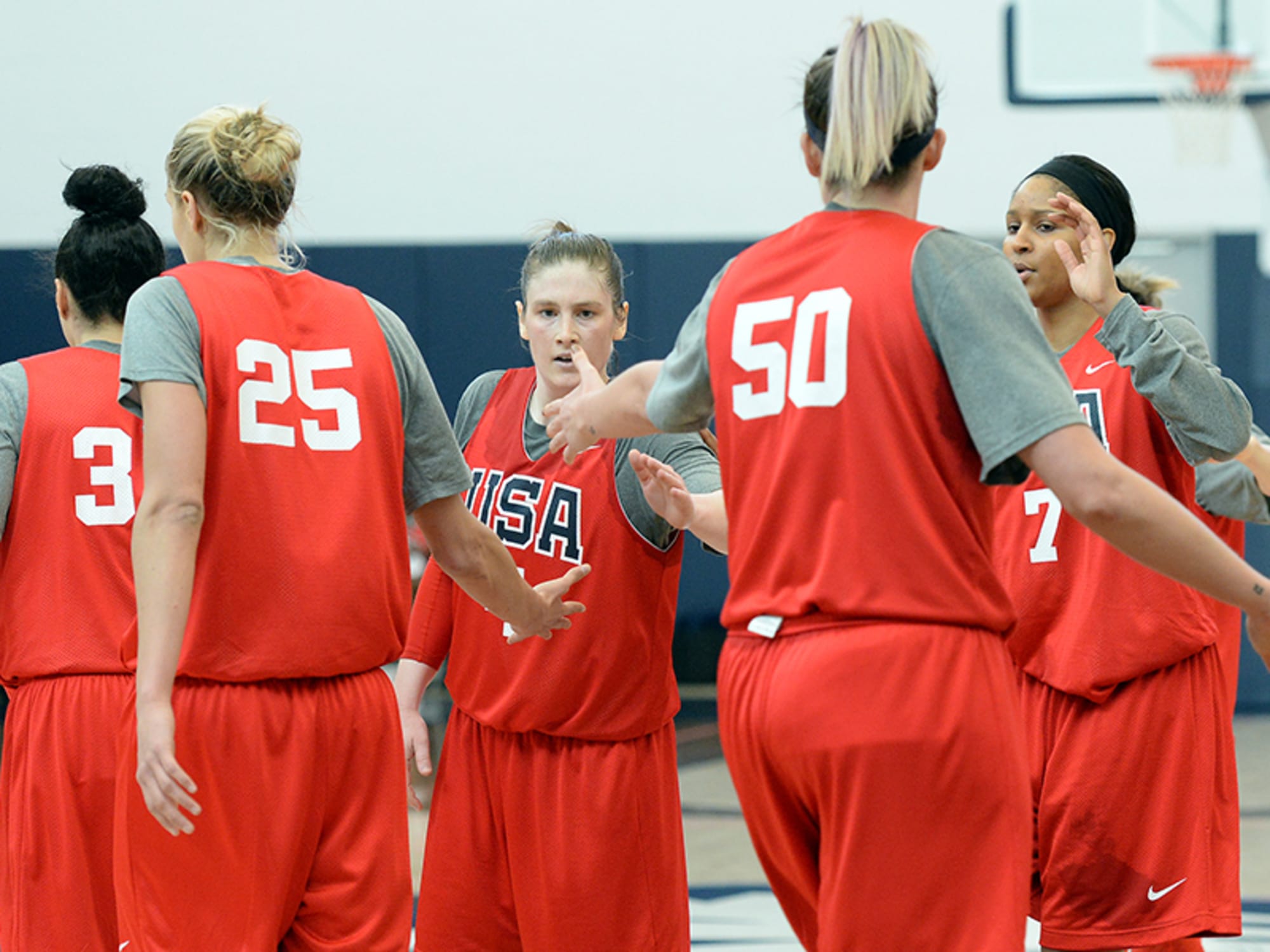 Women's Olympic hopefuls work hard at USA minicamp | FIBA Basketball