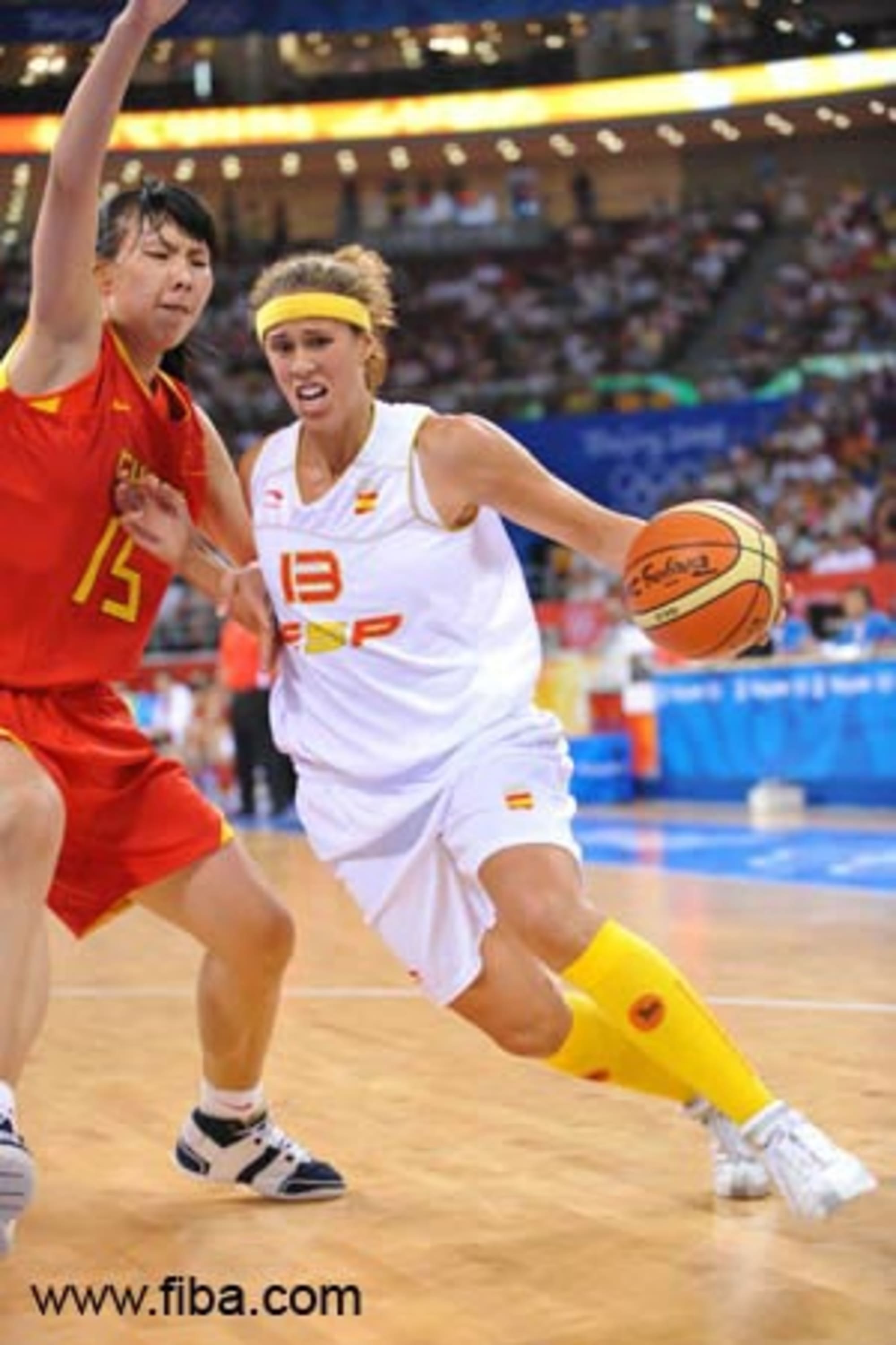 ESP - Backstage interview with Amaya VALDEMORO (video] | FIBA Basketball