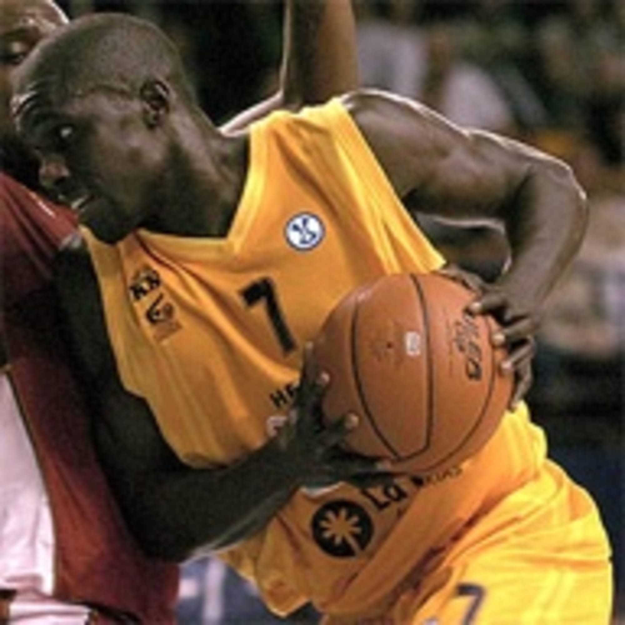SEN/ESP - Senegal's Savané thrives in Canary Islands | FIBA Basketball