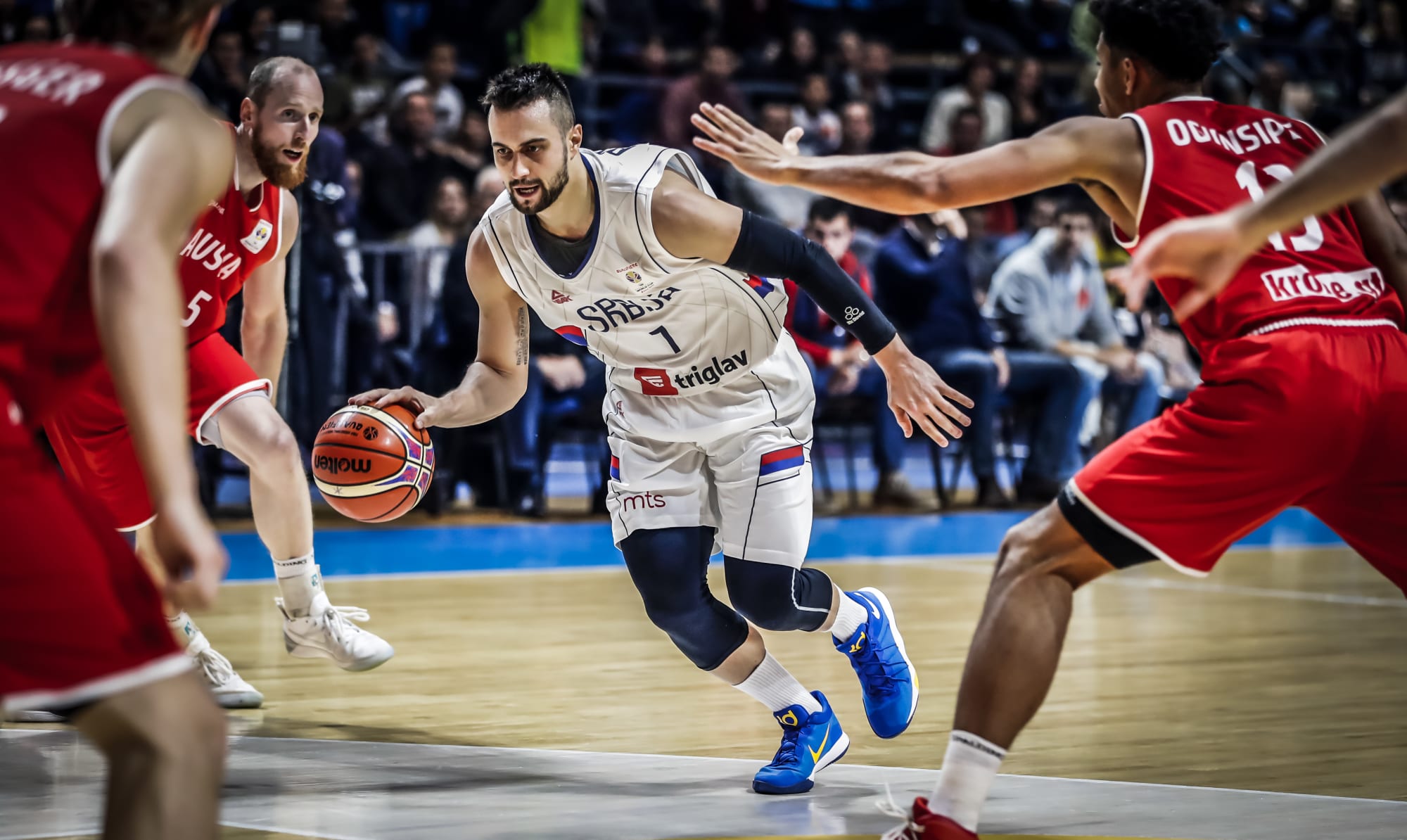 Paunic: "Es maravilloso estar de vuelta con Serbia" | FIBA Basketball