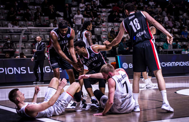Champs score 52 in second half; Lavrio's Carter sets a BCL season-high ...