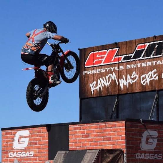 Redcliffe Show · EdgeGuides