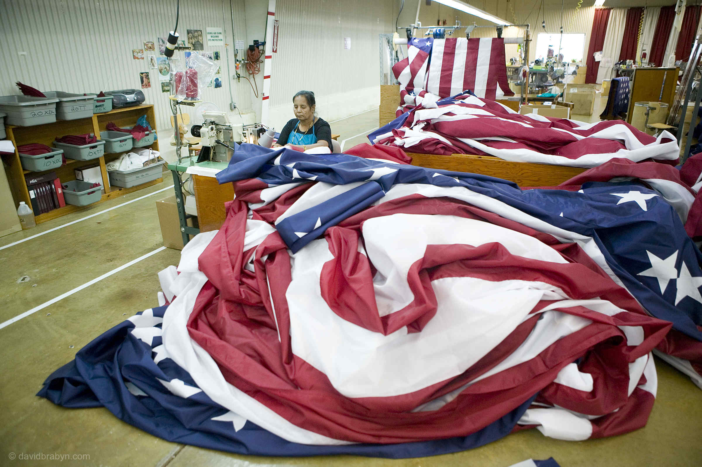 Inside An American Flag Factory - David Brabyn Photojournalist New York ...
