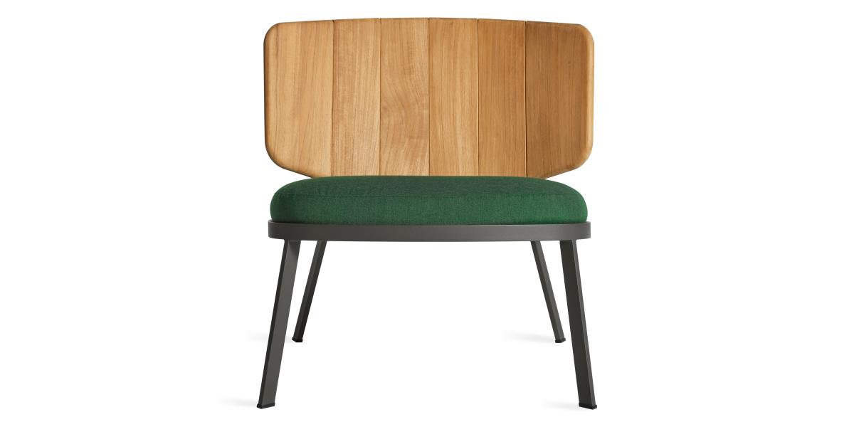 Low Fade Outdoor Lounge Chair