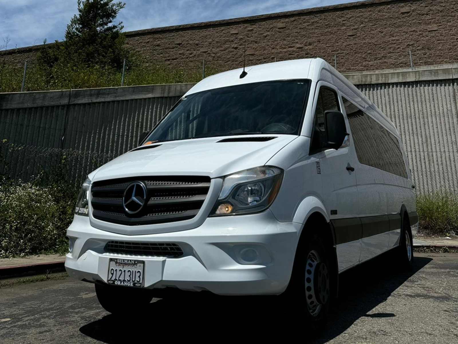 Sprinter Ada Van - Angel Limo Worldwide Transportation