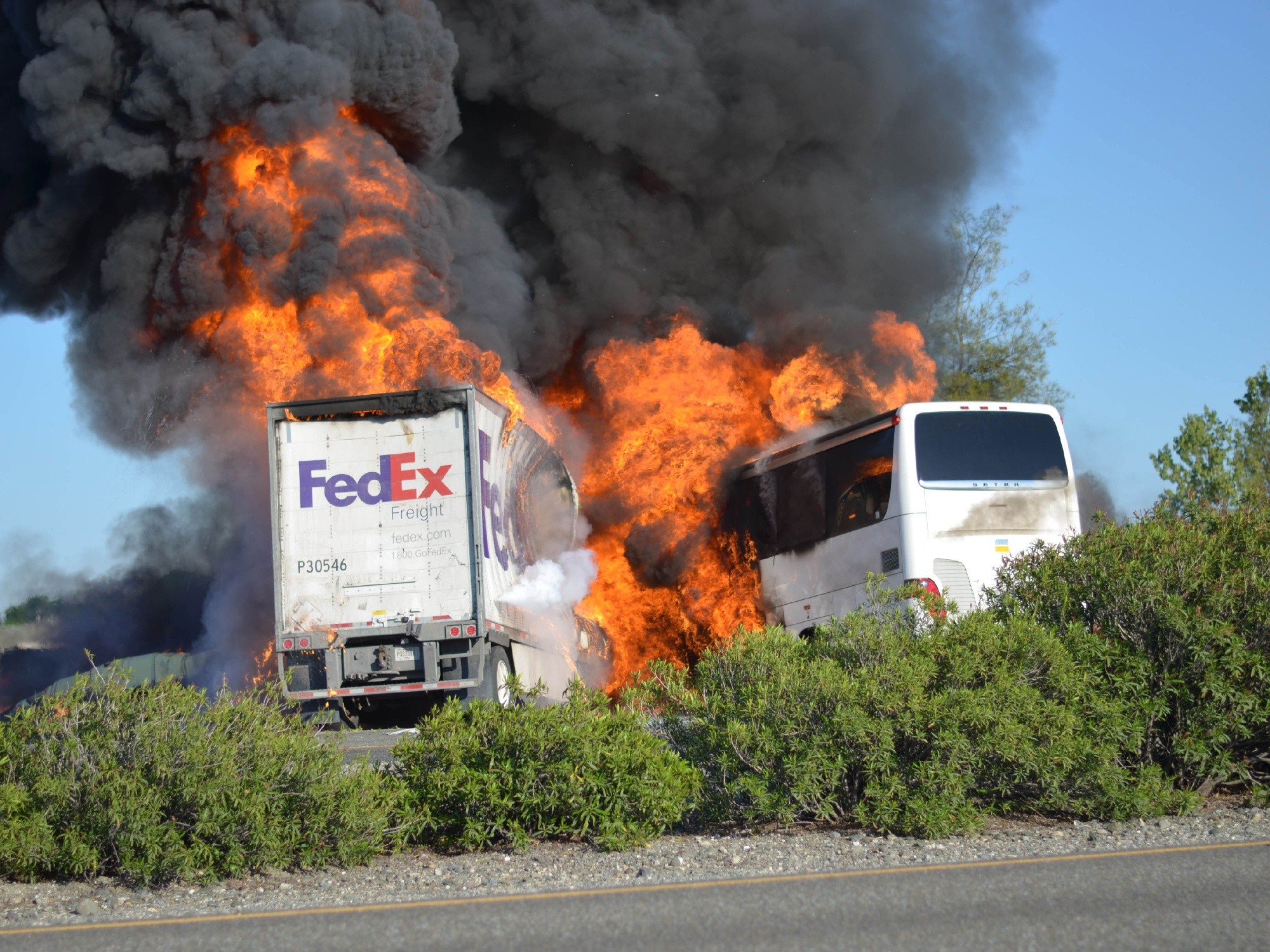 FedEx Truck Accident Lawyer | Delivery Crashes | Blaszkow