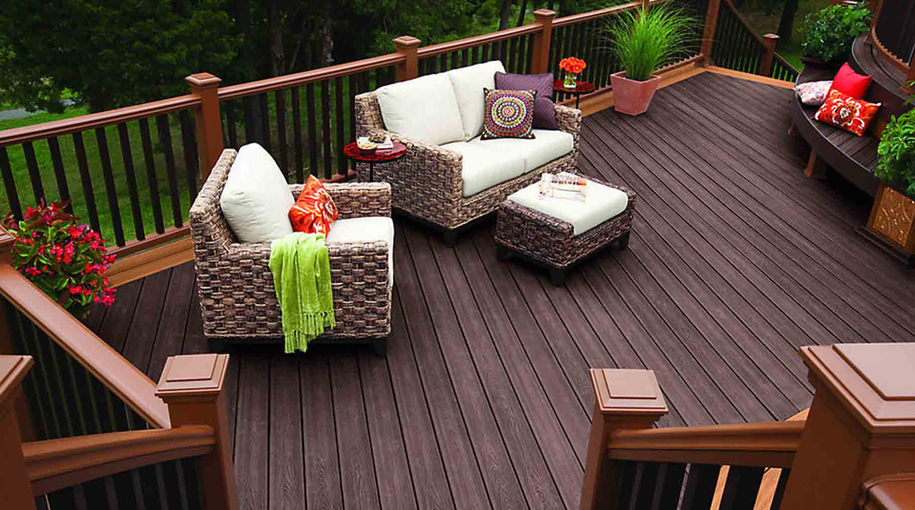 Deck and Door Company | Custom Deck Builders in Minneapolis, MN