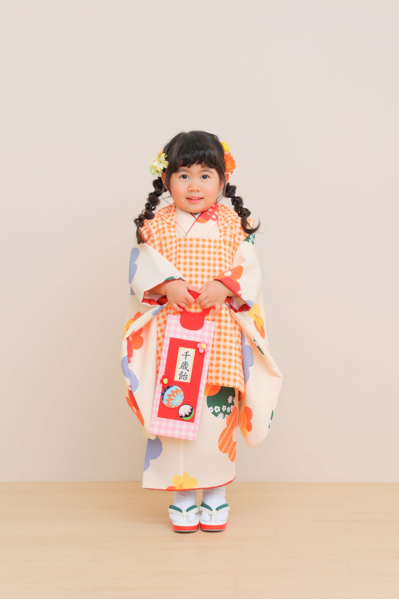 【HAPISTA枚方T-SITE店】相棒と一緒に来てくれた3歳女の子の七五三🌼🧡 | フォトスタジオ【ハピスタ】家族写真・子供写真・七五三