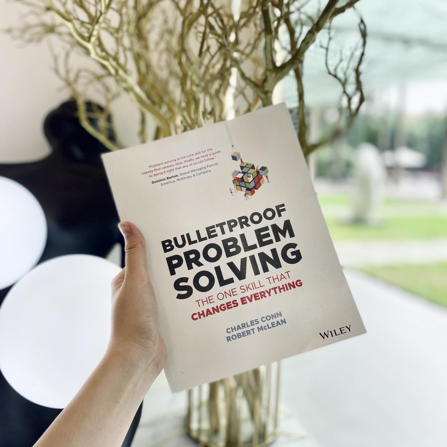 Review sách Bulletproof Problem Solving | SÁCH NGOẠI VĂN BOOKEE