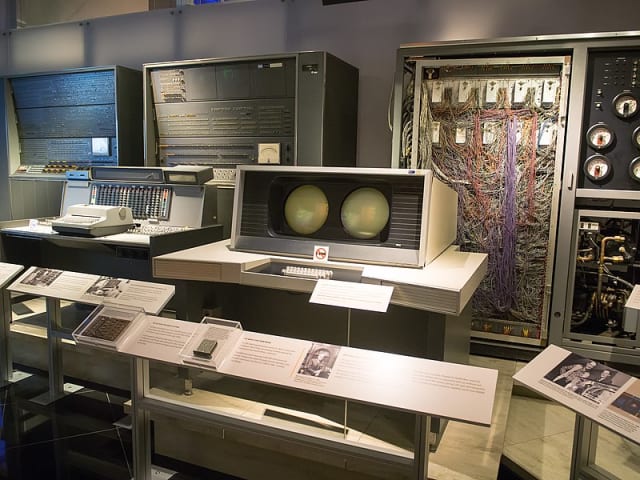 Vor 68 Jahren: "Ich wartete den ersten Supercomputer im Cern"