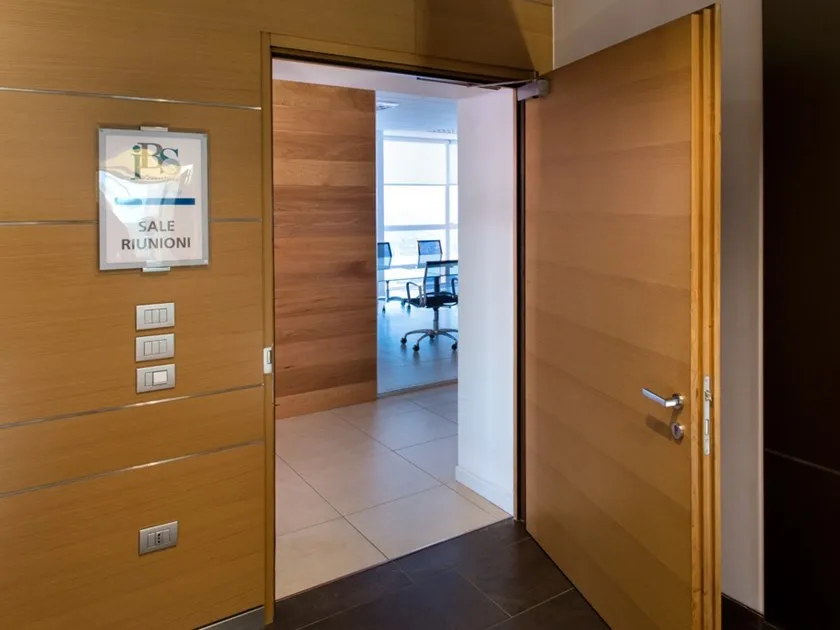 سوليد للأبواب المعدنية - solid steel doors