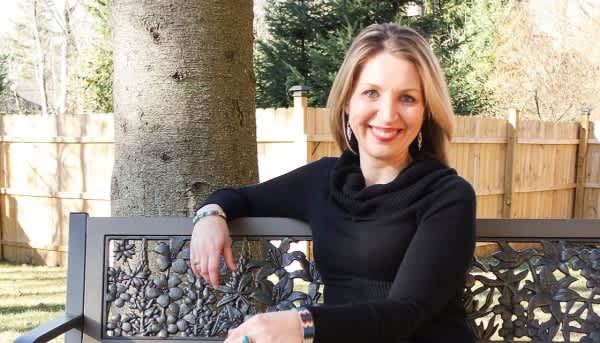 2020 Women To Win Guide - by Kaitlynn Newcomb