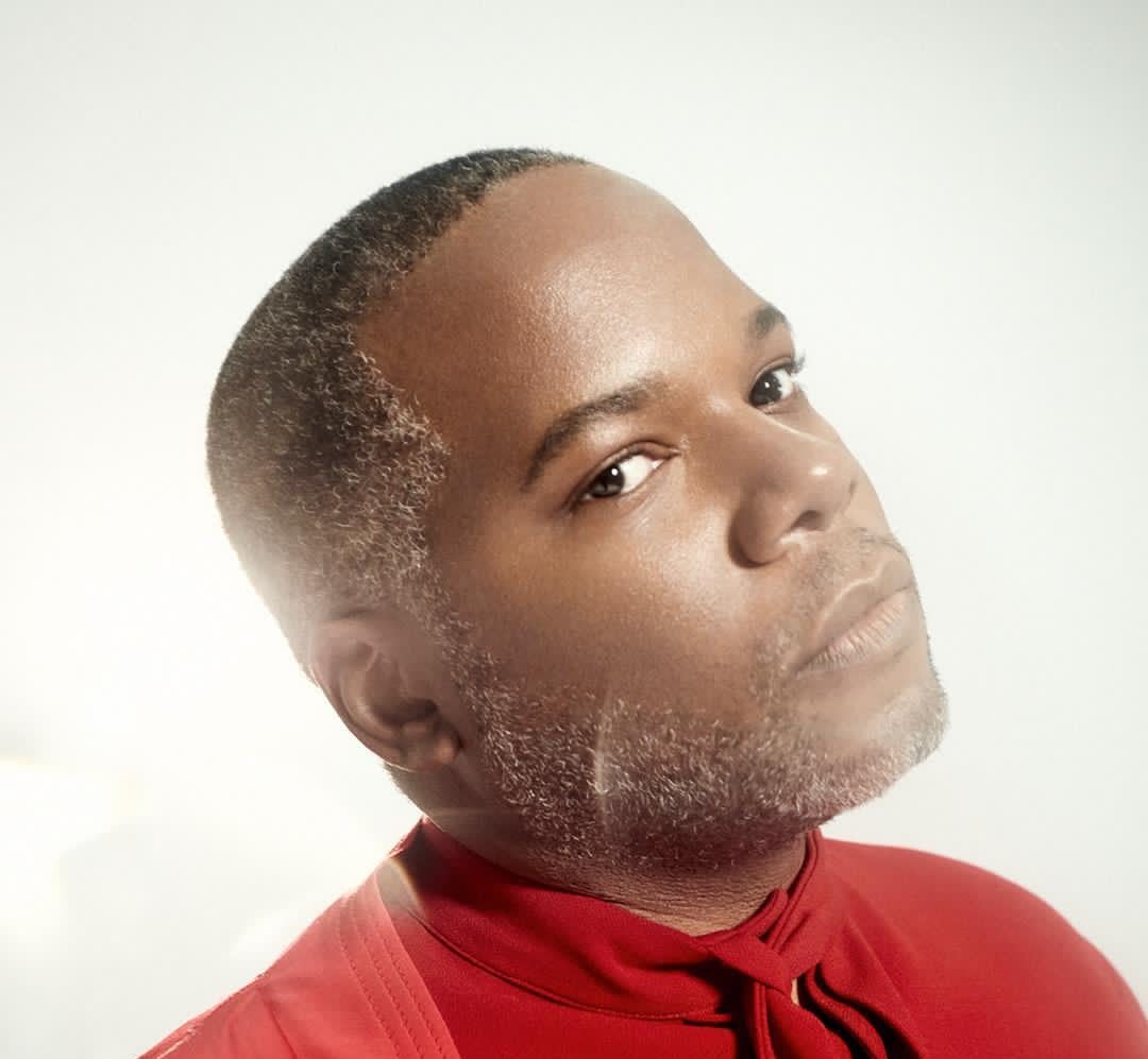 Coréon Dú lança álbum "Love Infinity" - Koffie Luso