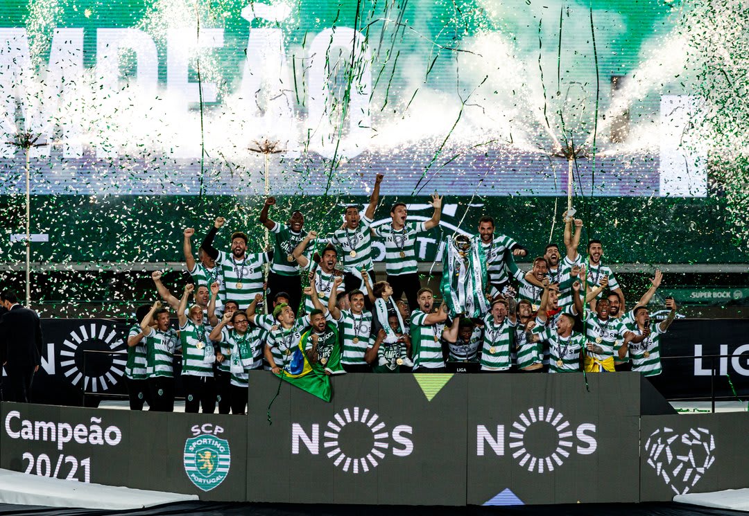 Sporting Campeão: Festejos provocam confronto entre adeptos e polícia