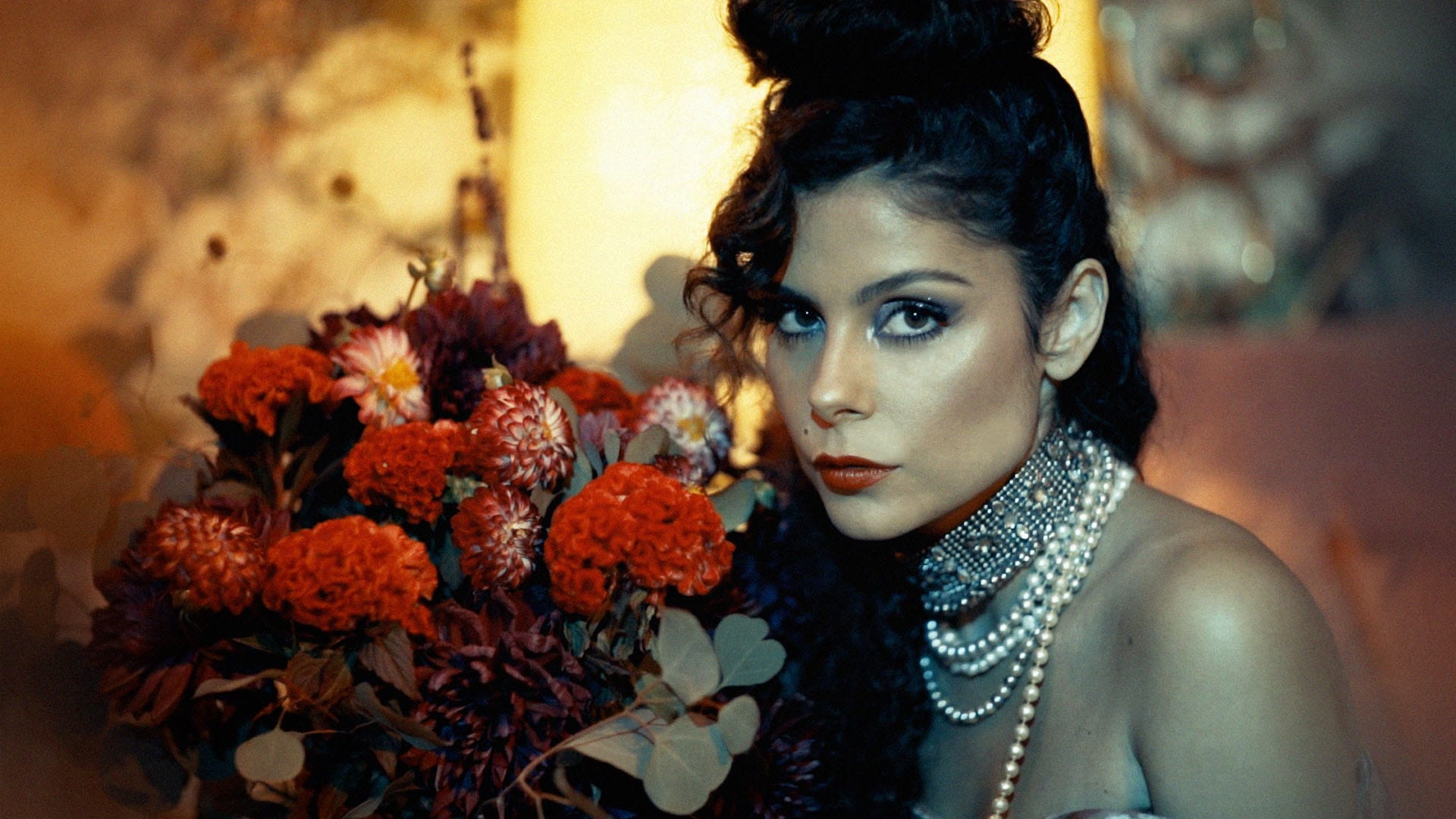 Elisa Rodrigues regressa com novo single, “Amor Perfeito” - Koffie Luso