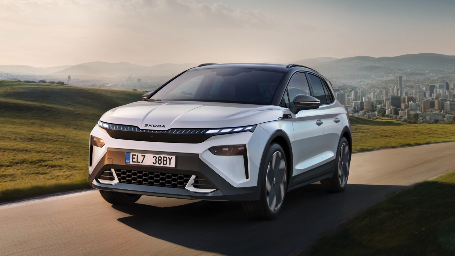 2025 Skoda Elroq 60 Edition vs 2025 Tesla Model Y Long Range AWD ...