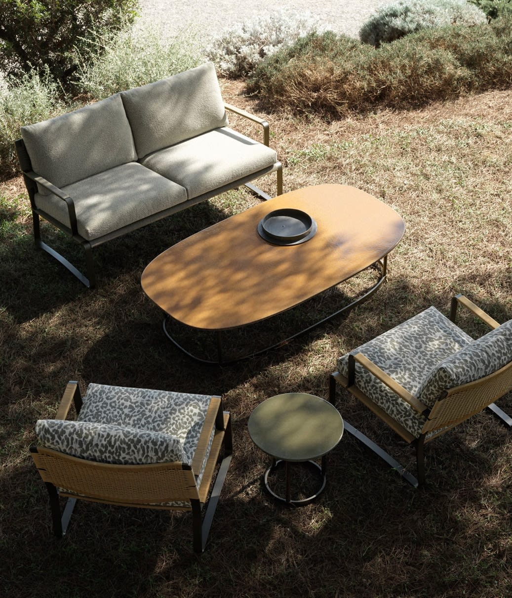 Molteni Regent Outdoor Side Table | Deplain.com