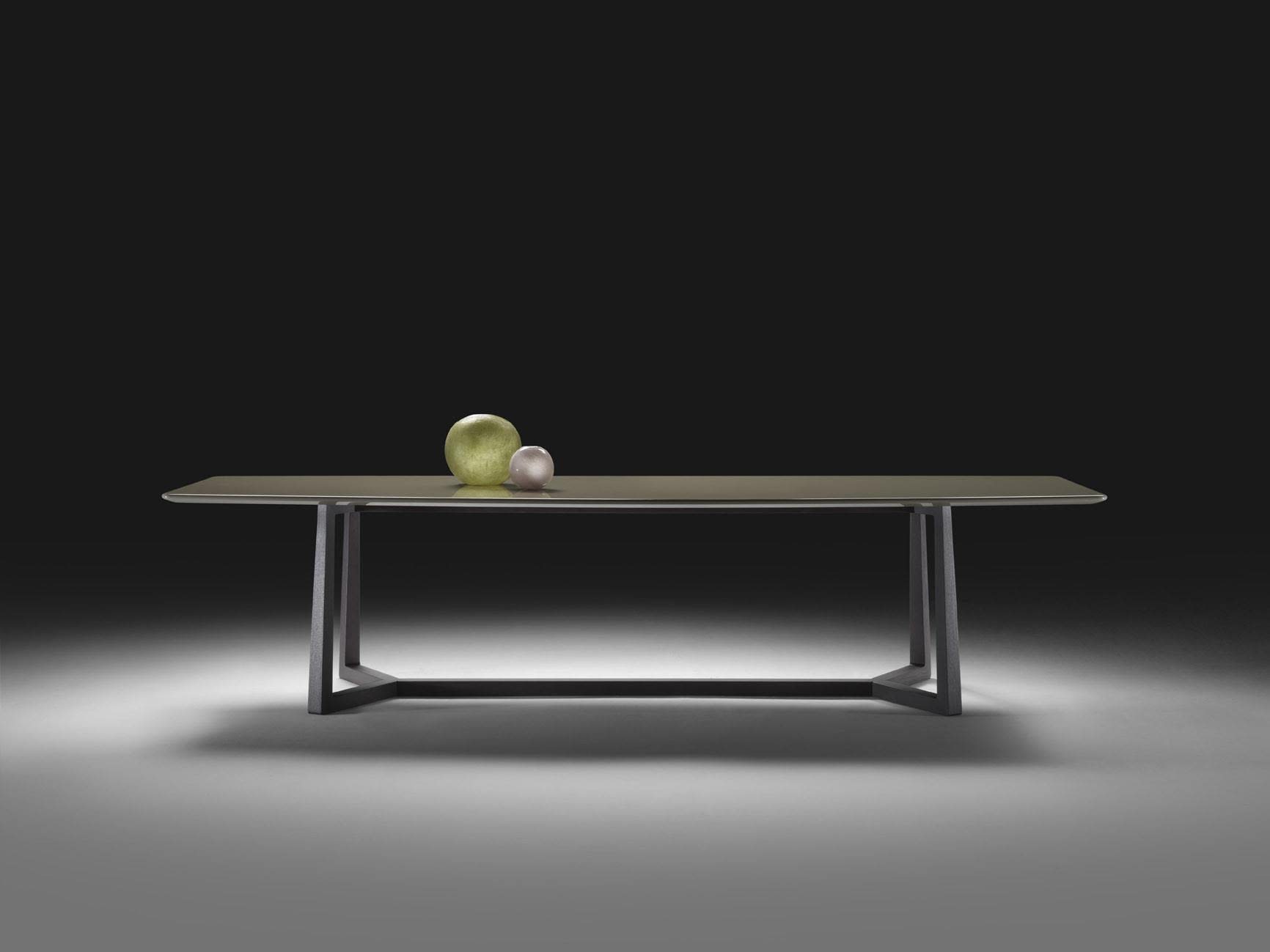 Flexform Gipsy Table | Deplain.com