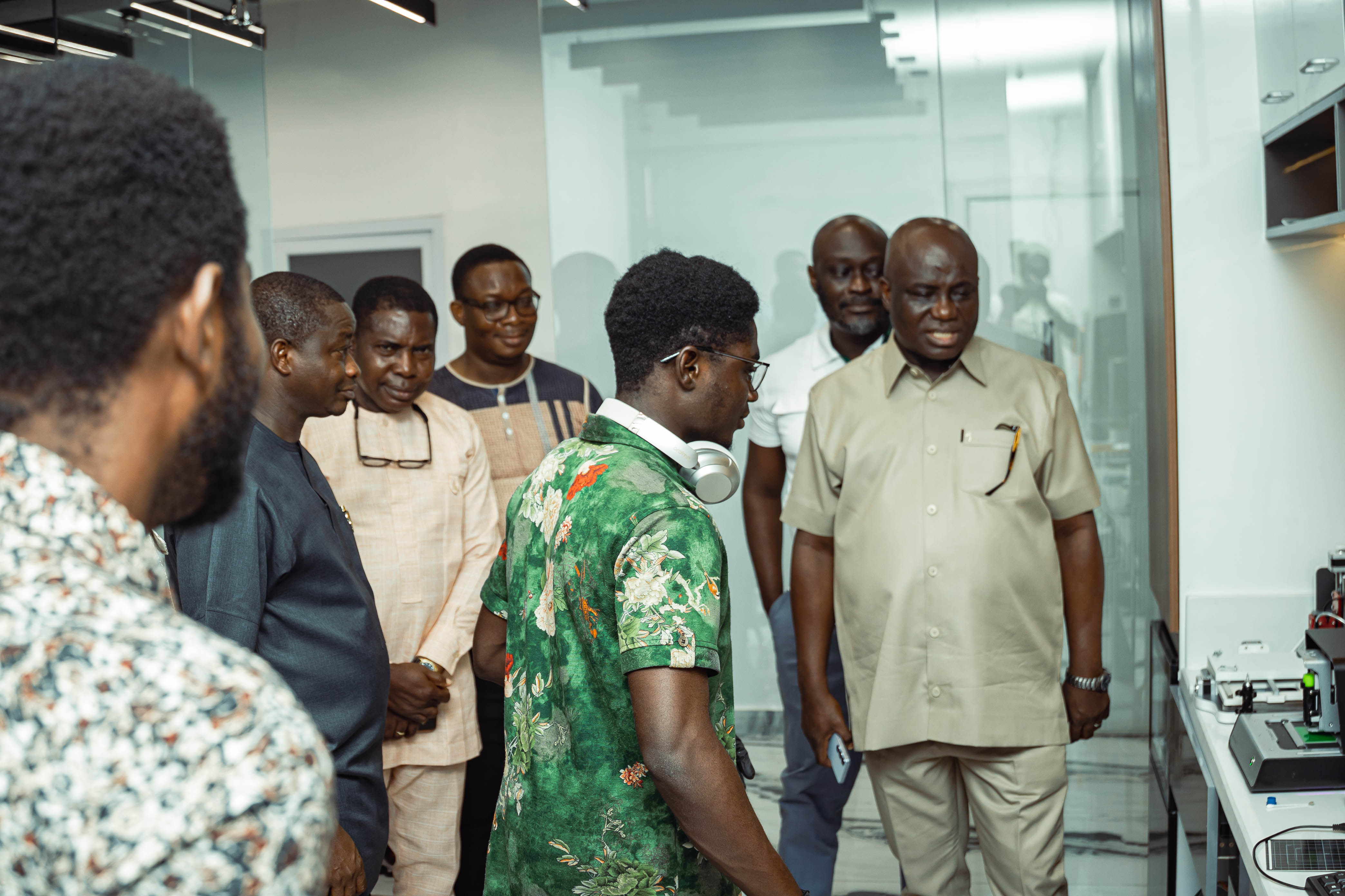 DIPPER Lab Engages Agriculture Minister on HerdWatch Device | DIPPER Lab