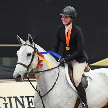 Counter-Canter Clears The Way For Hunter Holloway’s ASPCA Maclay Final ...