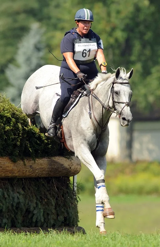 Becky Holder & Can't Fire Me - The Chronicle of the Horse