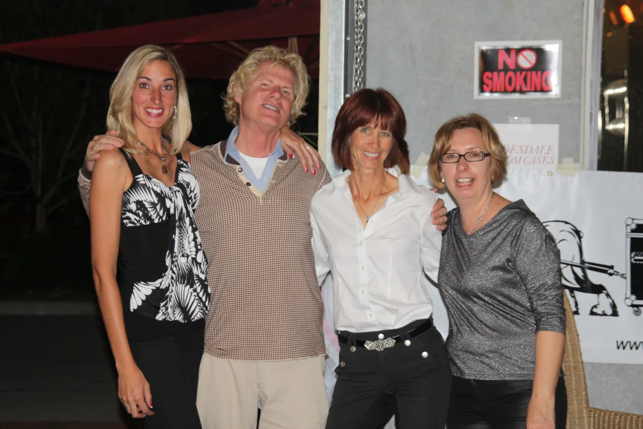 Sho Clothes Boutique Holds Fabulous Sho & Tell Expo Featuring Fun ...