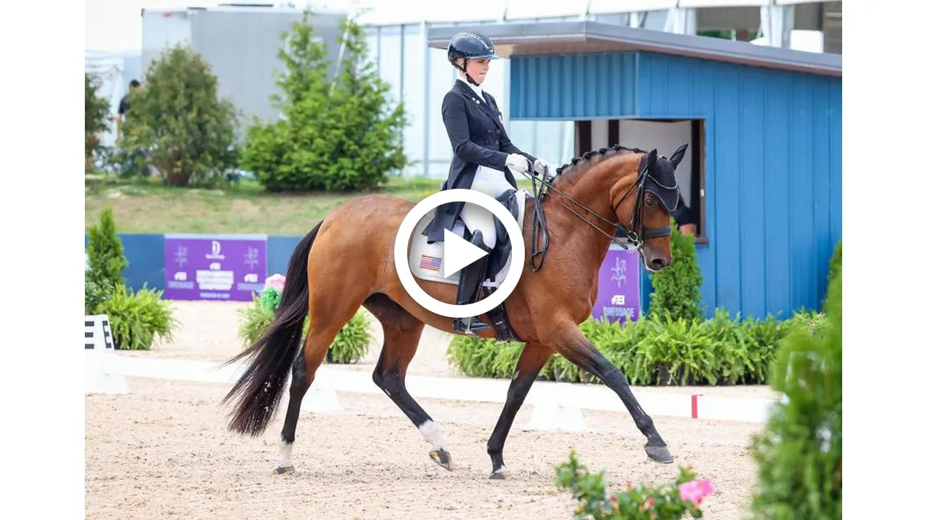 Video: Kat Fuqua Lives A Triple-Gold Dream With Dreamgirl At NAYC - The ...