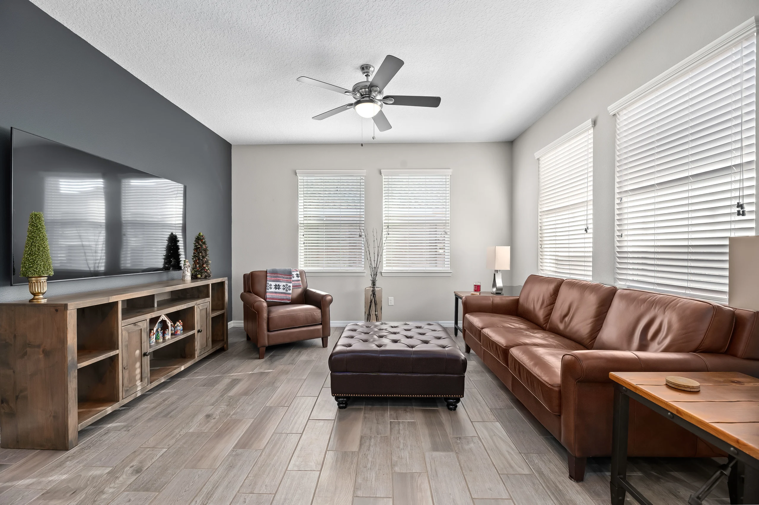 5246 NW 34TH STREET - The Chronicle of the Horse