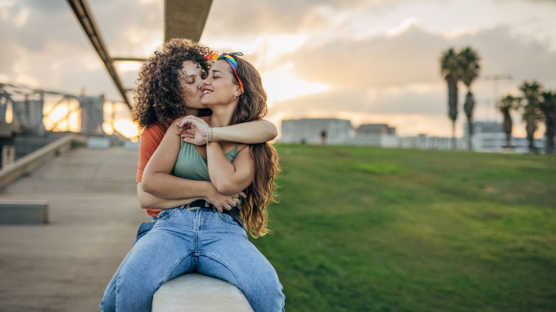 What Makes People Compatible In A Relationship: Your 2026 Guide